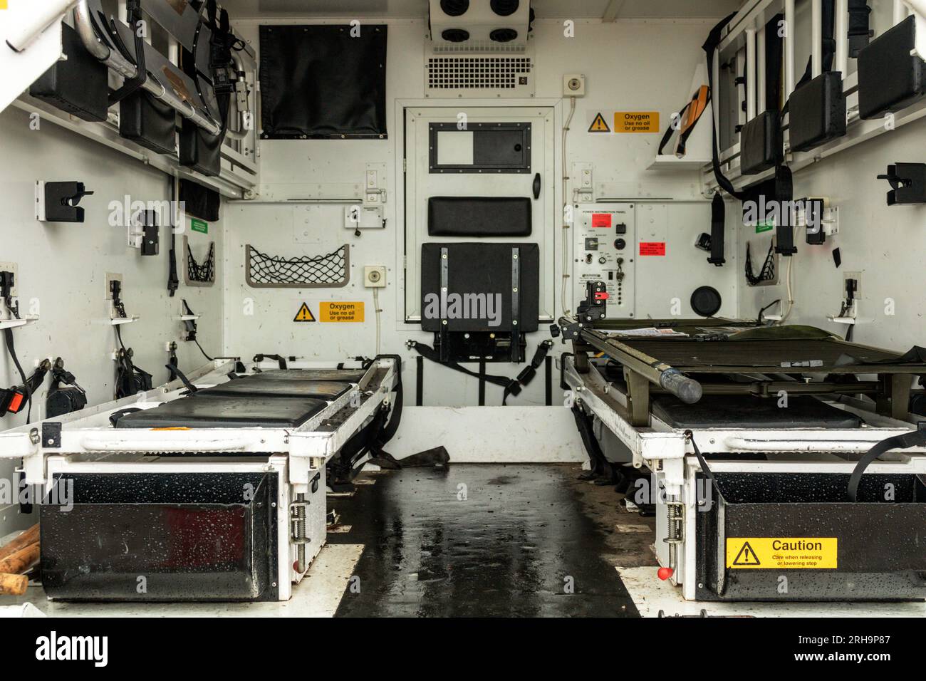 Land Rover Defender ambulance. Blackpool Air Show 2023 Stock Photo - Alamy