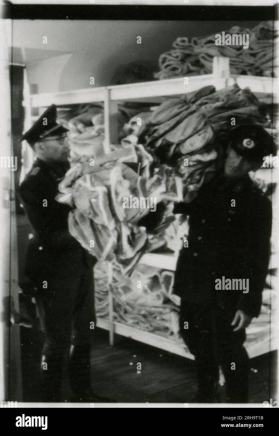 SS Photographer, Hoffmann, Rudi (1943-44) Soldiers undergoing medical ...