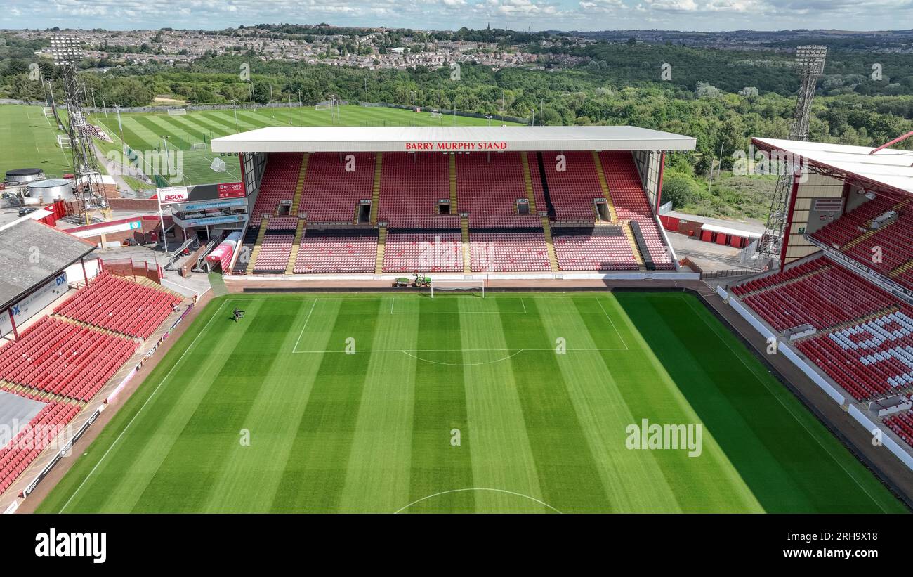 Barry murphy stand hi-res stock photography and images - Alamy