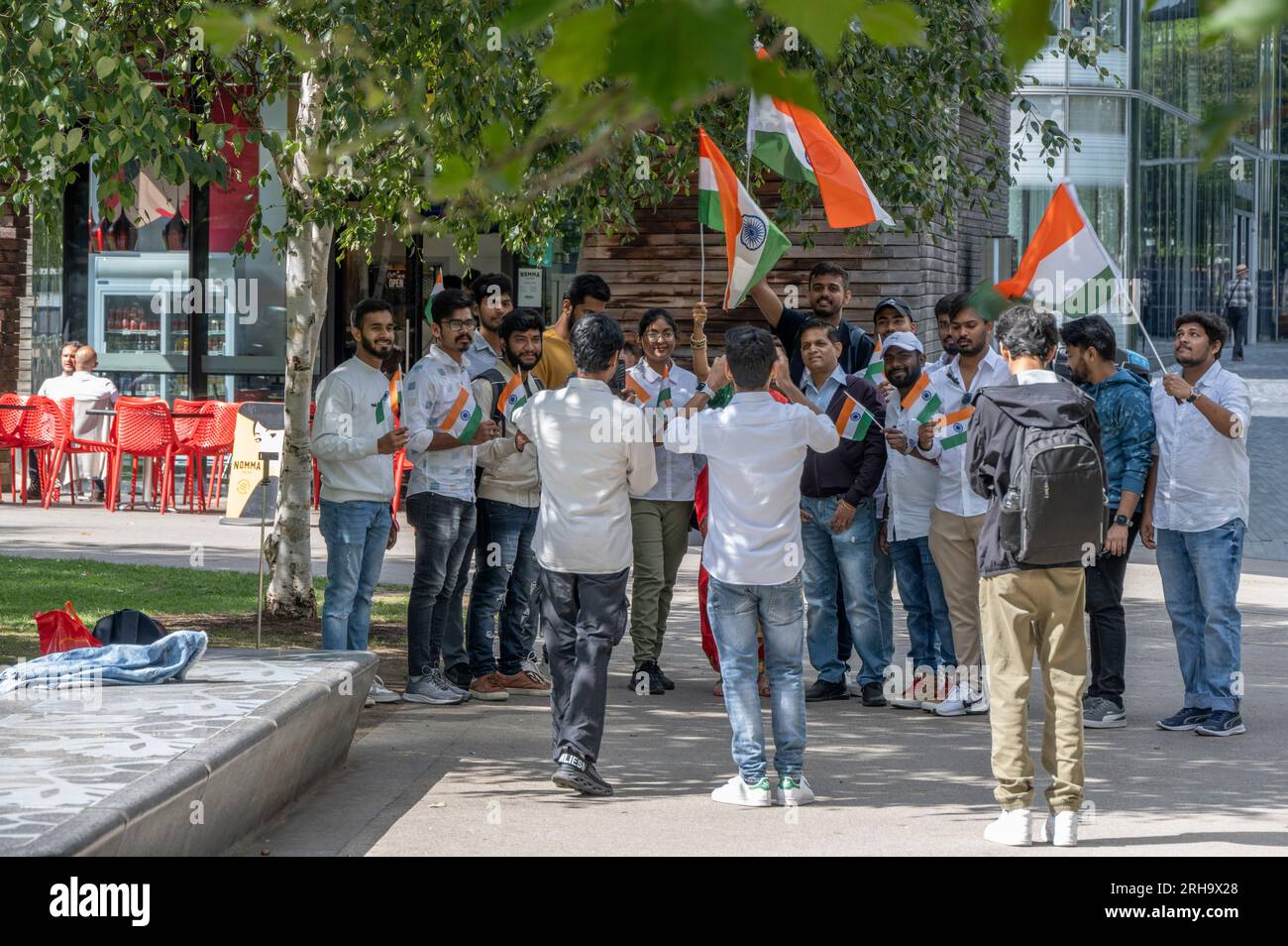 London, UK. 15th Aug, 2023. Group of Indian tourists with national ...