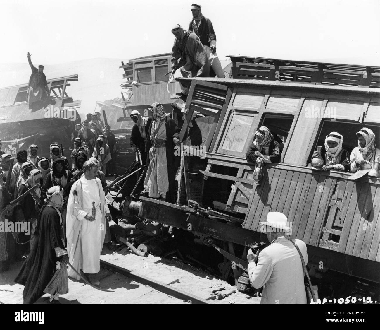 PETER O'TOOLE and ARTHUR KENNEDY in LAWRENCE OF ARABIA 1962 director ...