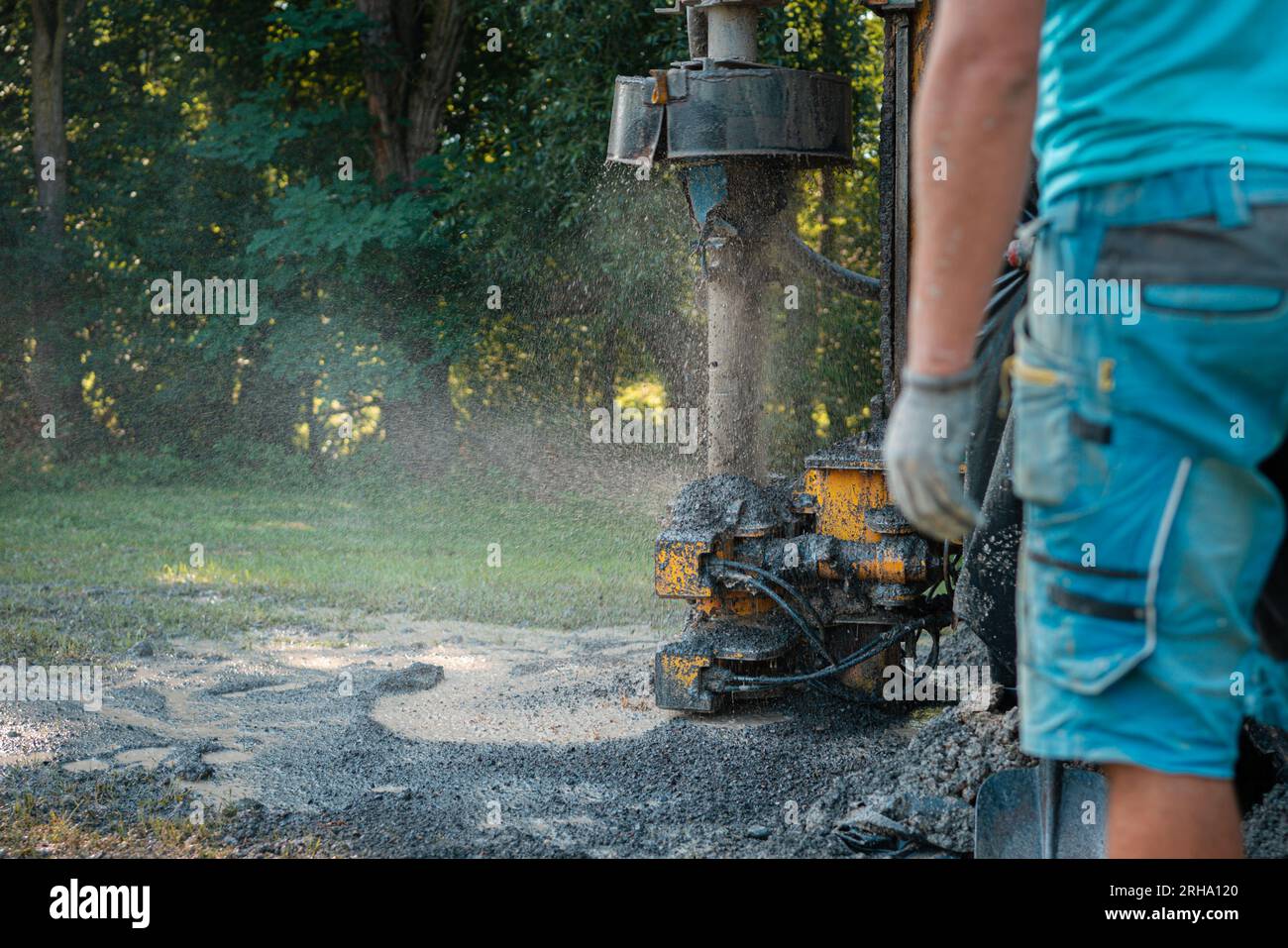 Borewell drilling hi-res stock photography and images - Alamy