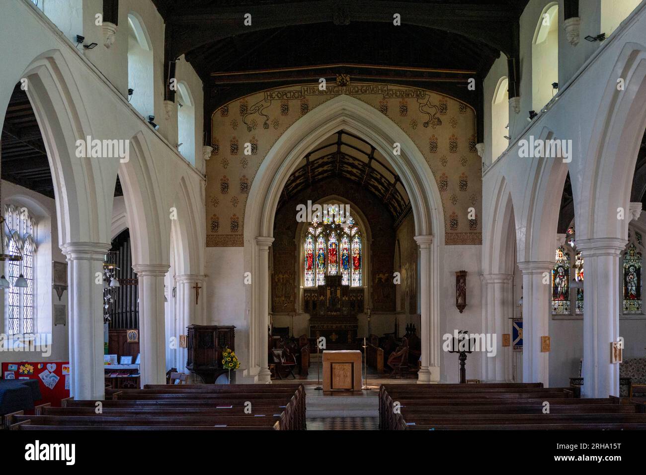 St andrew’s church essex hi-res stock photography and images - Alamy