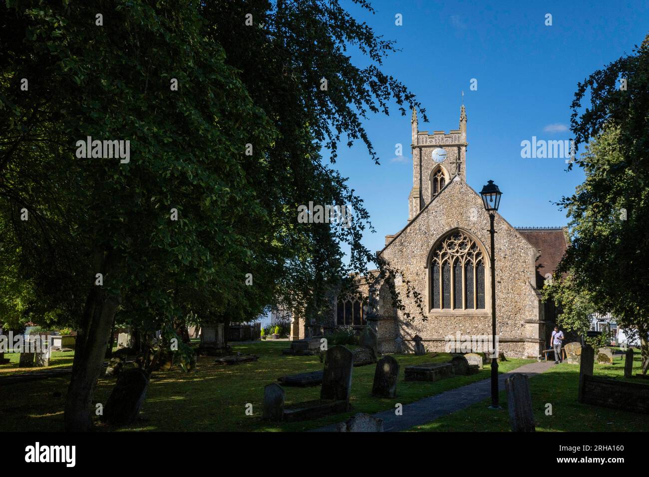 St andrew’s church essex hi-res stock photography and images - Alamy