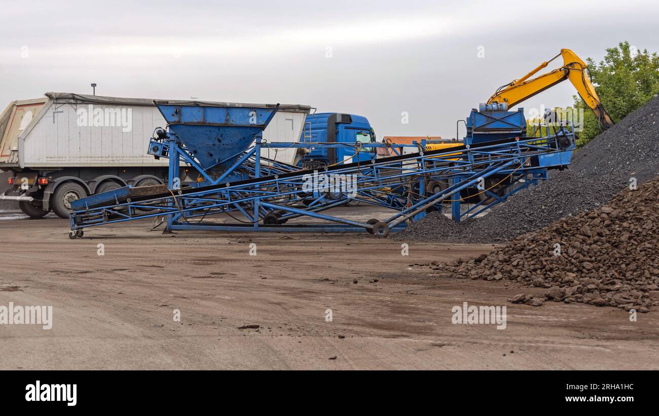 Loading Black Coal in Lorry Truck Conveyor Belt Open Storage Stock ...