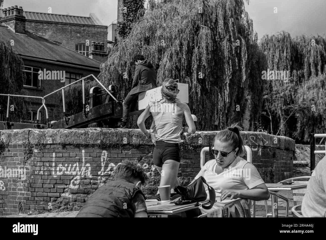 Canal walk england Black and White Stock Photos & Images - Alamy