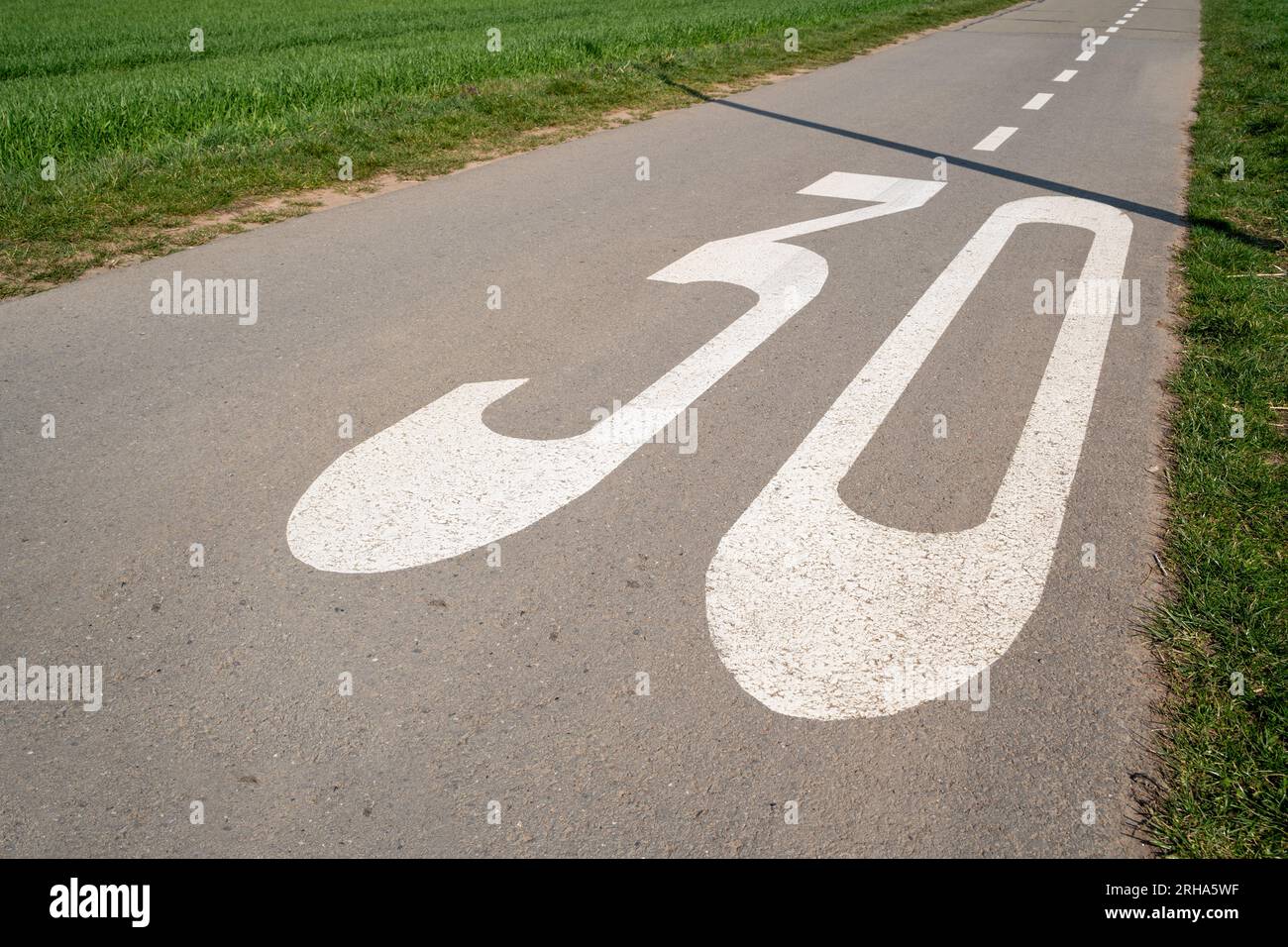 Kilometer road sign hi-res stock photography and images - Alamy