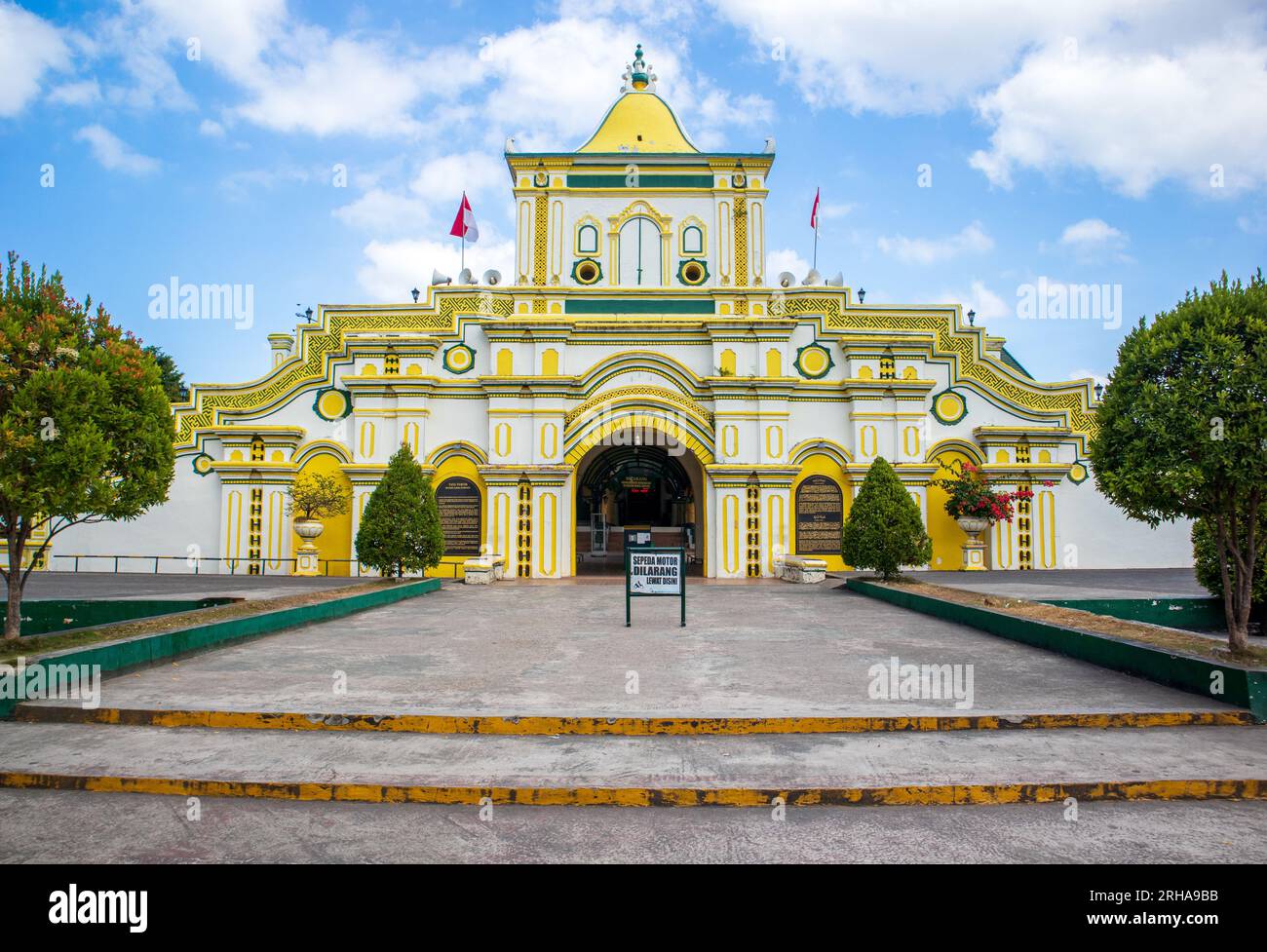 The Sumenep Great Mosque, built in 1779-1787, was formerly known as the ...