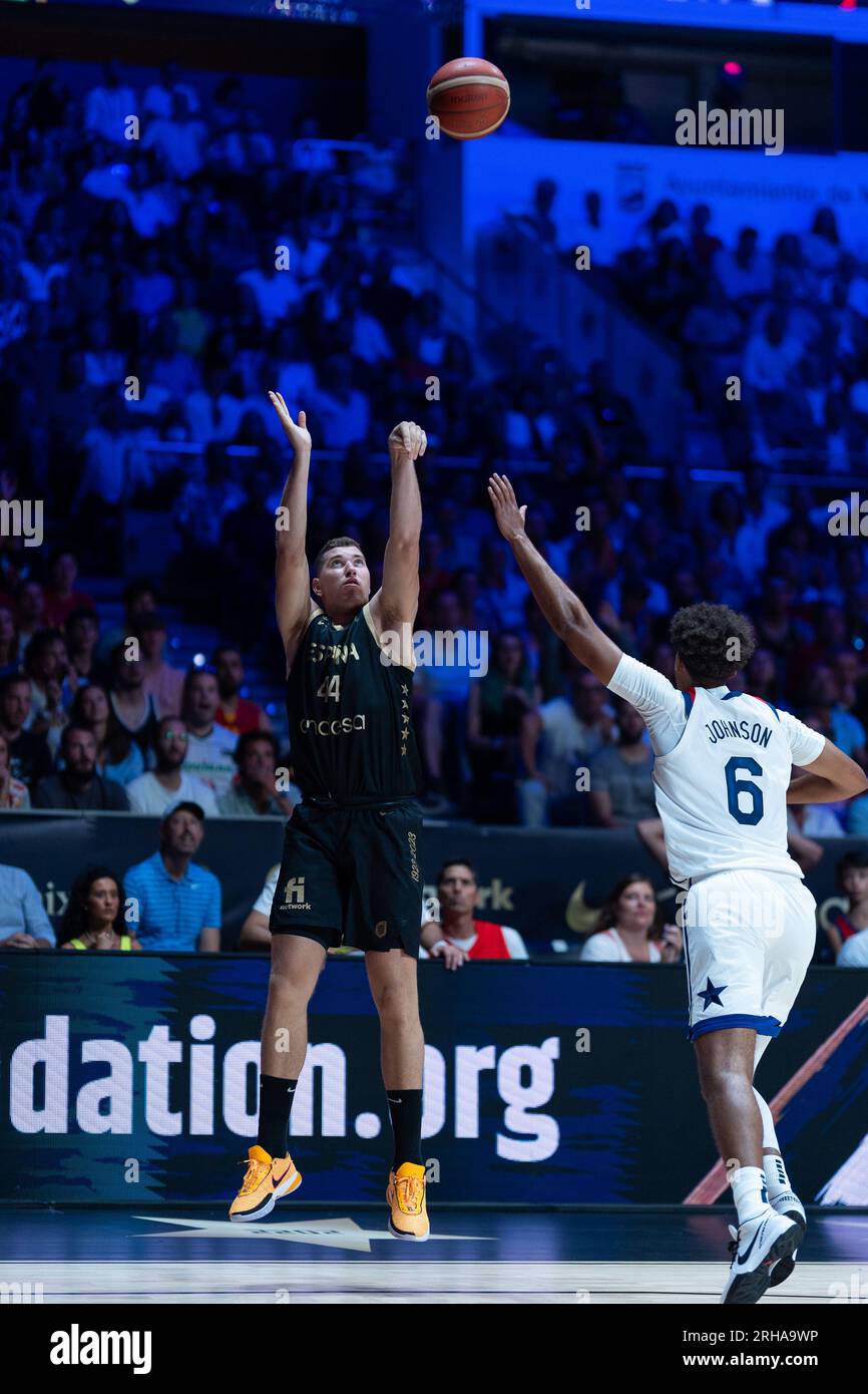 Cam johnson basketball hi-res stock photography and images - Alamy