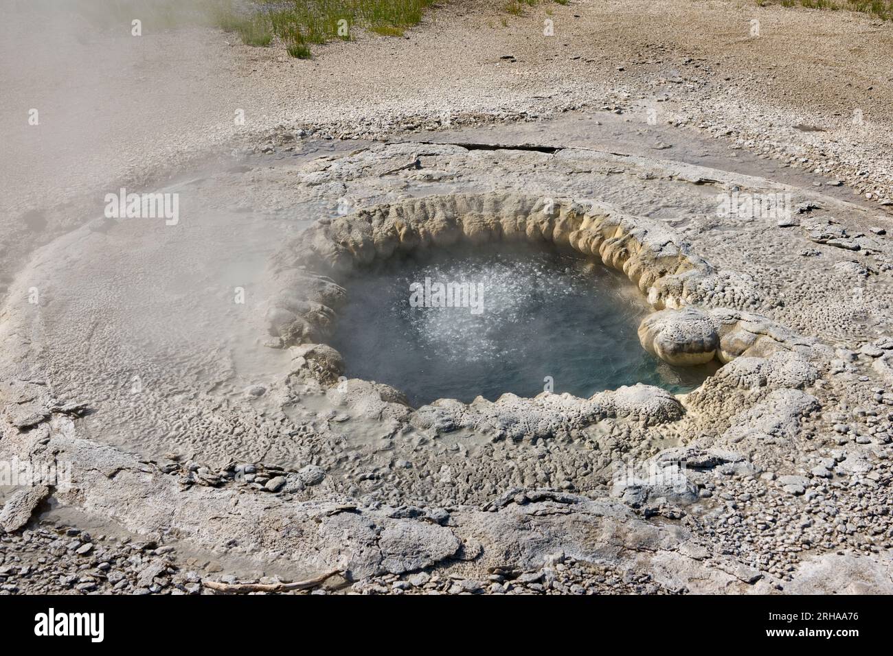 Beach Spring, Upper Geyser Basin, Yellowstone National Park, Wyoming ...