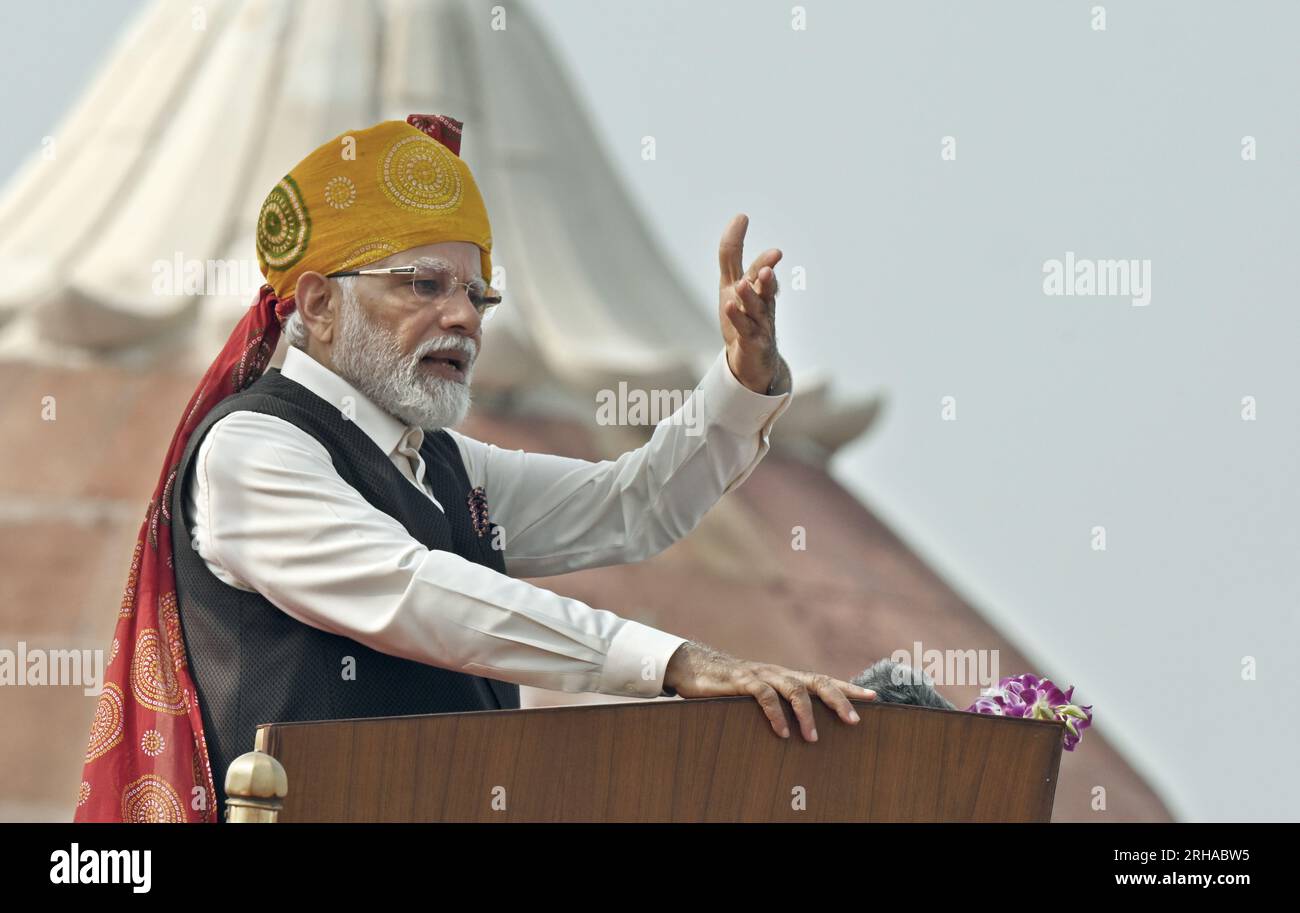 NEW DELHI, INDIA - AUGUST 15: Prime Minister Narendra Modi addresses ...