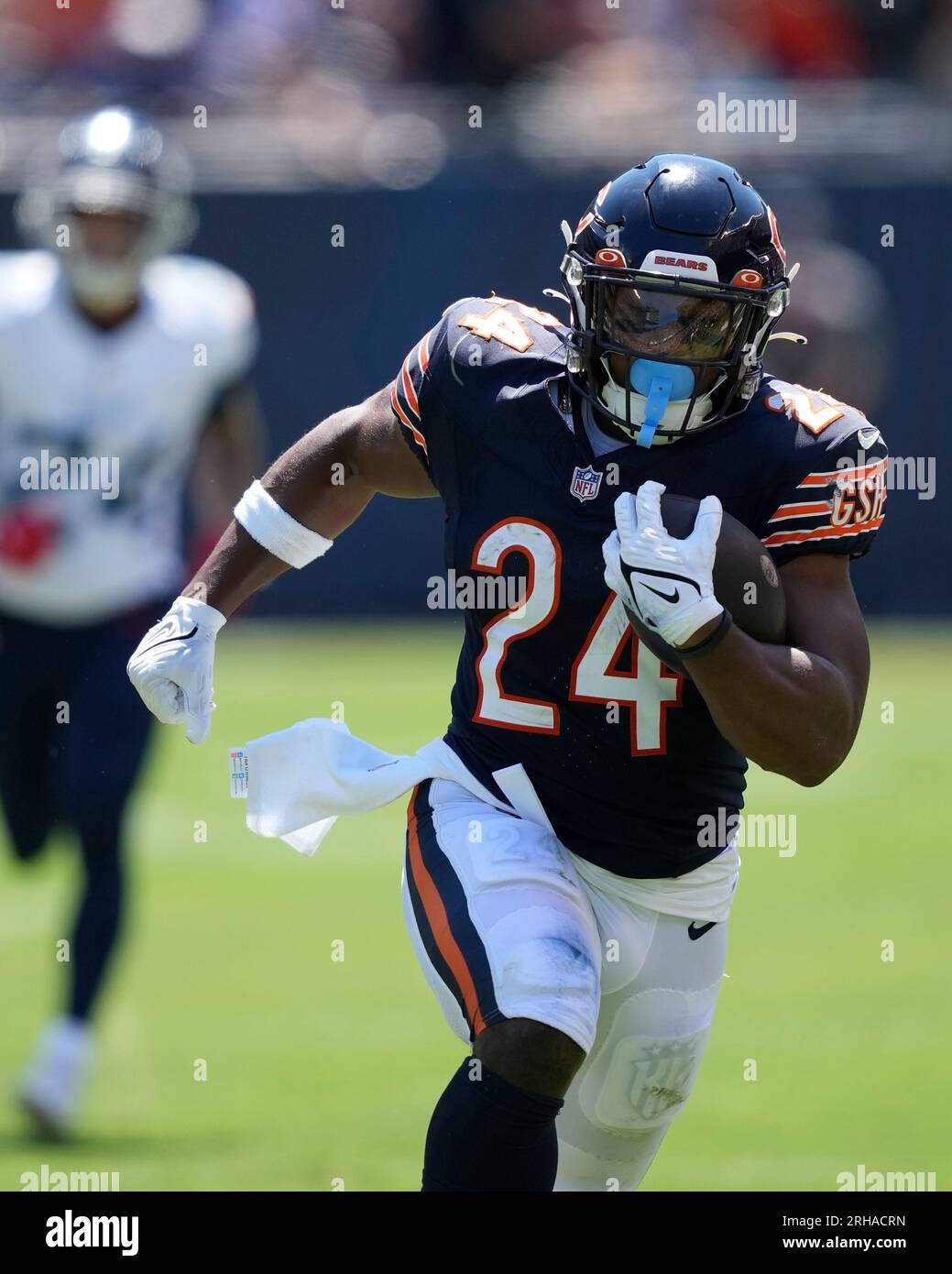 Chicago Bears' Khalil Herbert heads to the end zone for a touchdown in ...