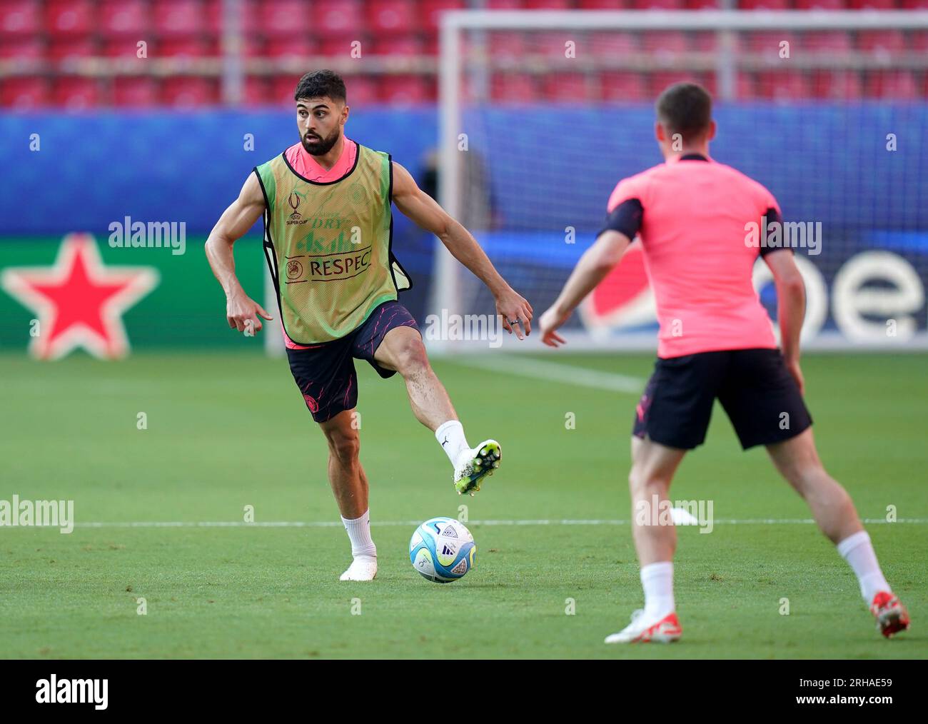 Josko gvardiol manchester city 2023 hi-res stock photography and images ...