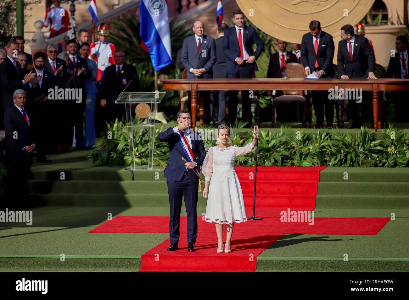 Paraguay, Asunción: 15 August 2023, Santiago Peña (l) and his wife ...