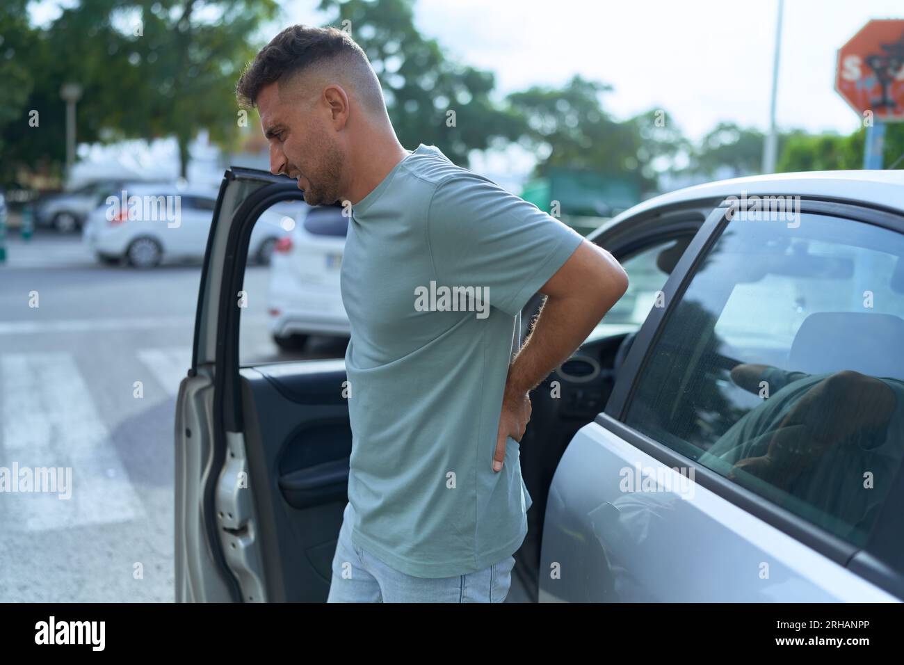 Driver back pain hi-res stock photography and images - Alamy