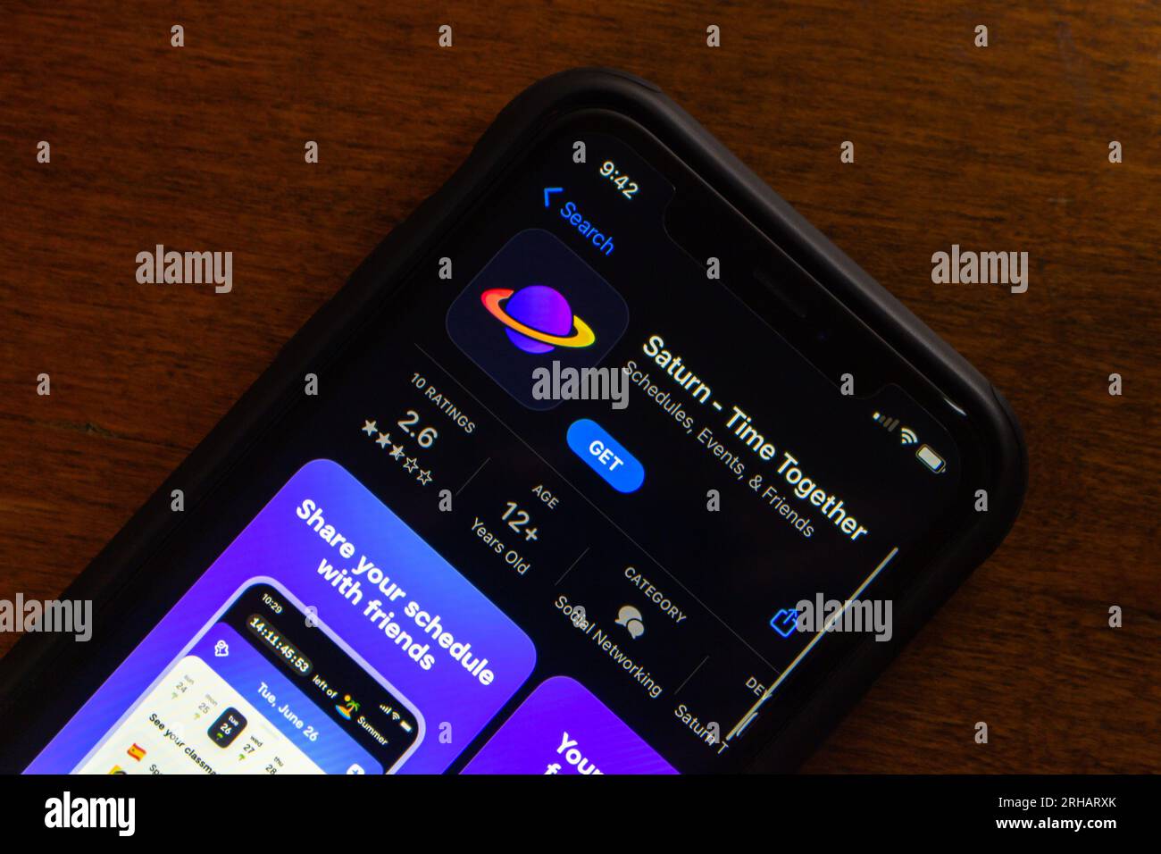 Virtual teaching iphone hi-res stock photography and images - Alamy