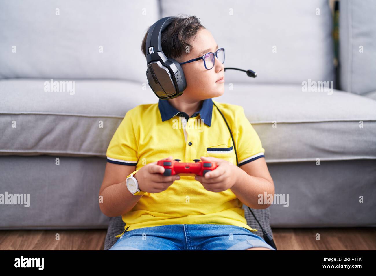 Boy game controller silhouette hi-res stock photography and images - Alamy