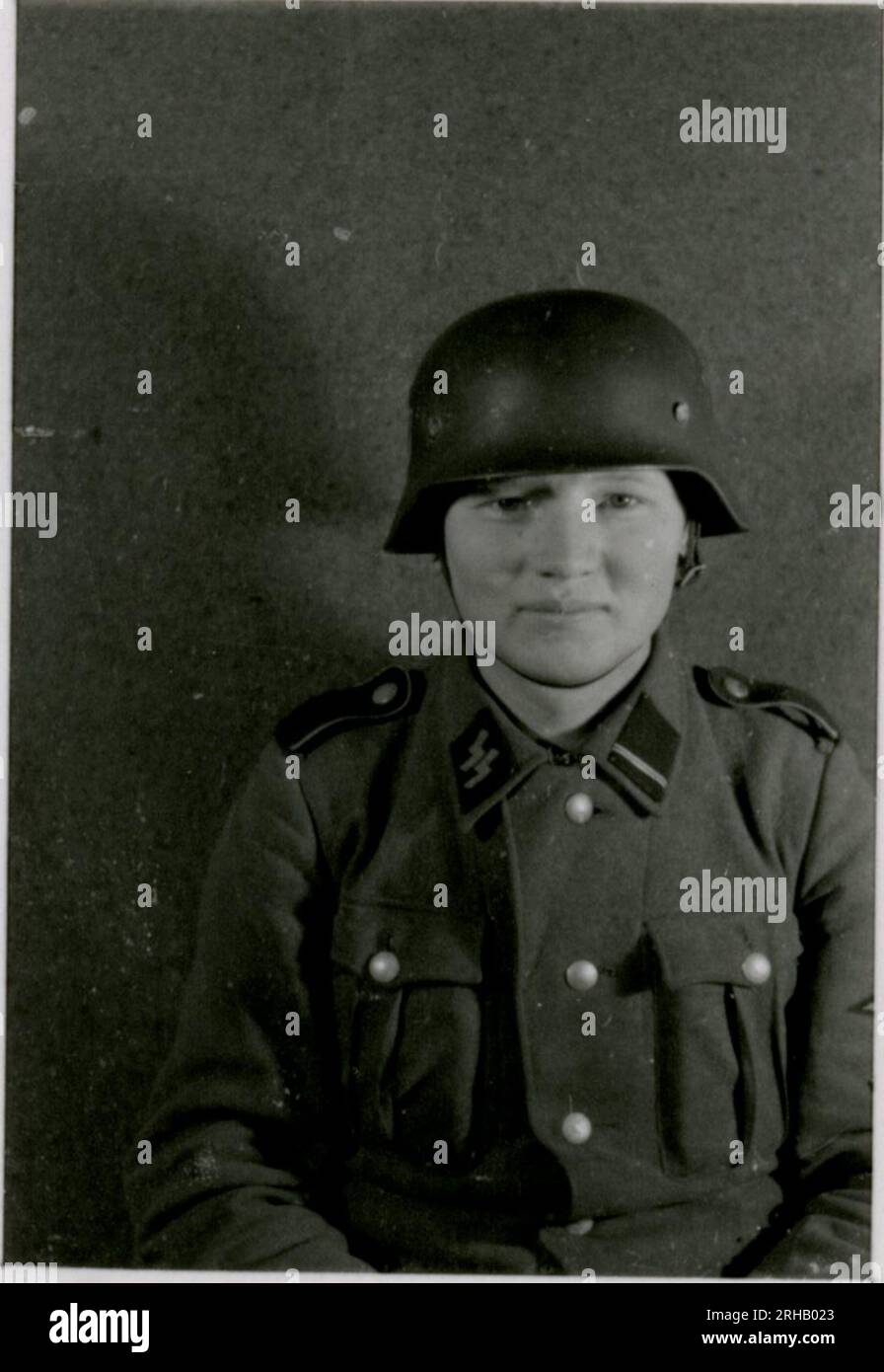 SS Photographer, Homann (1943) Many photographs of Rheinhardt Heydrich ...