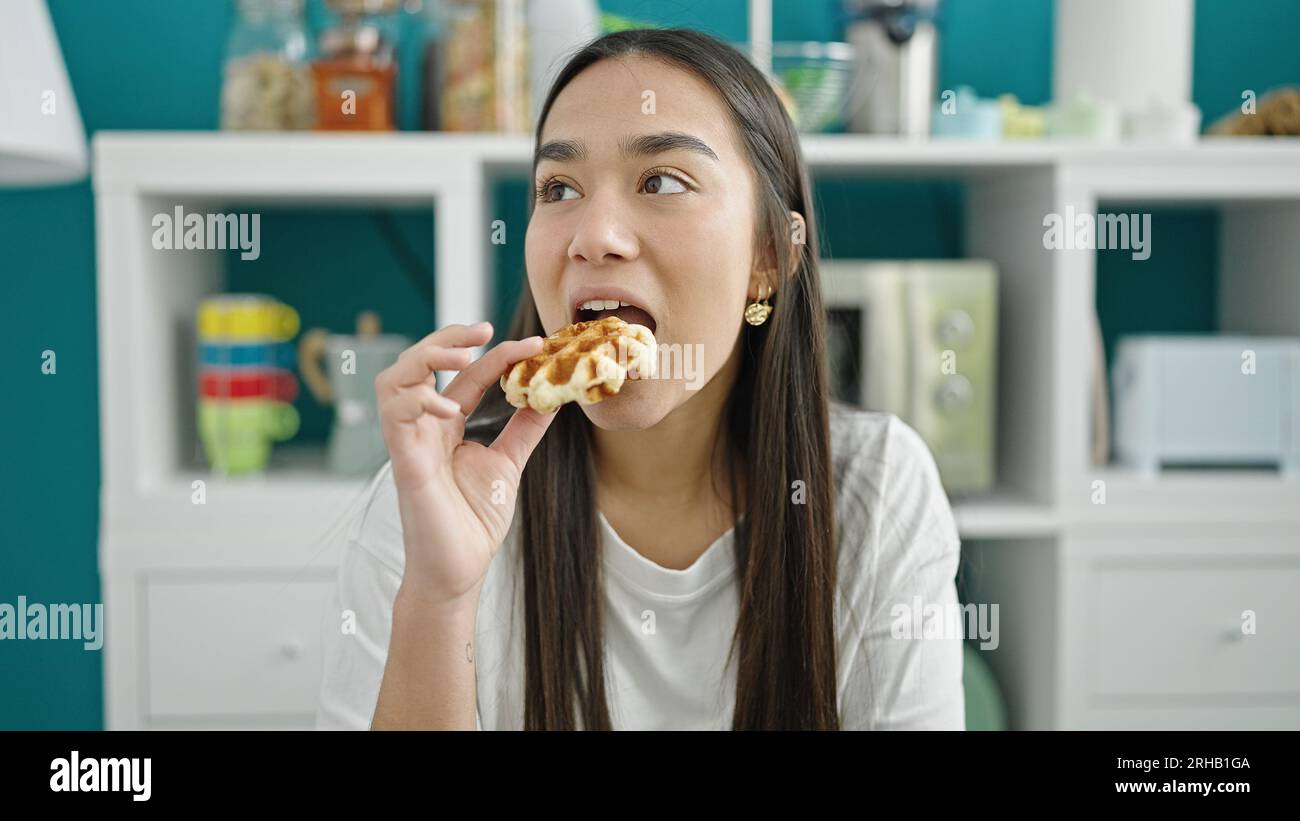 Waffle house interior hi-res stock photography and images - Alamy