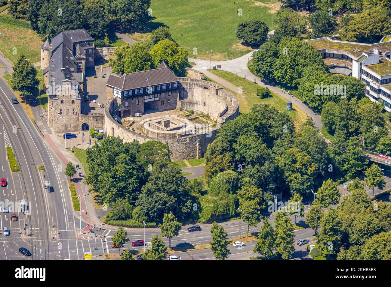 Aerial view, Broich Castle, Broich - East, Mülheim an der Ruhr, Ruhr ...