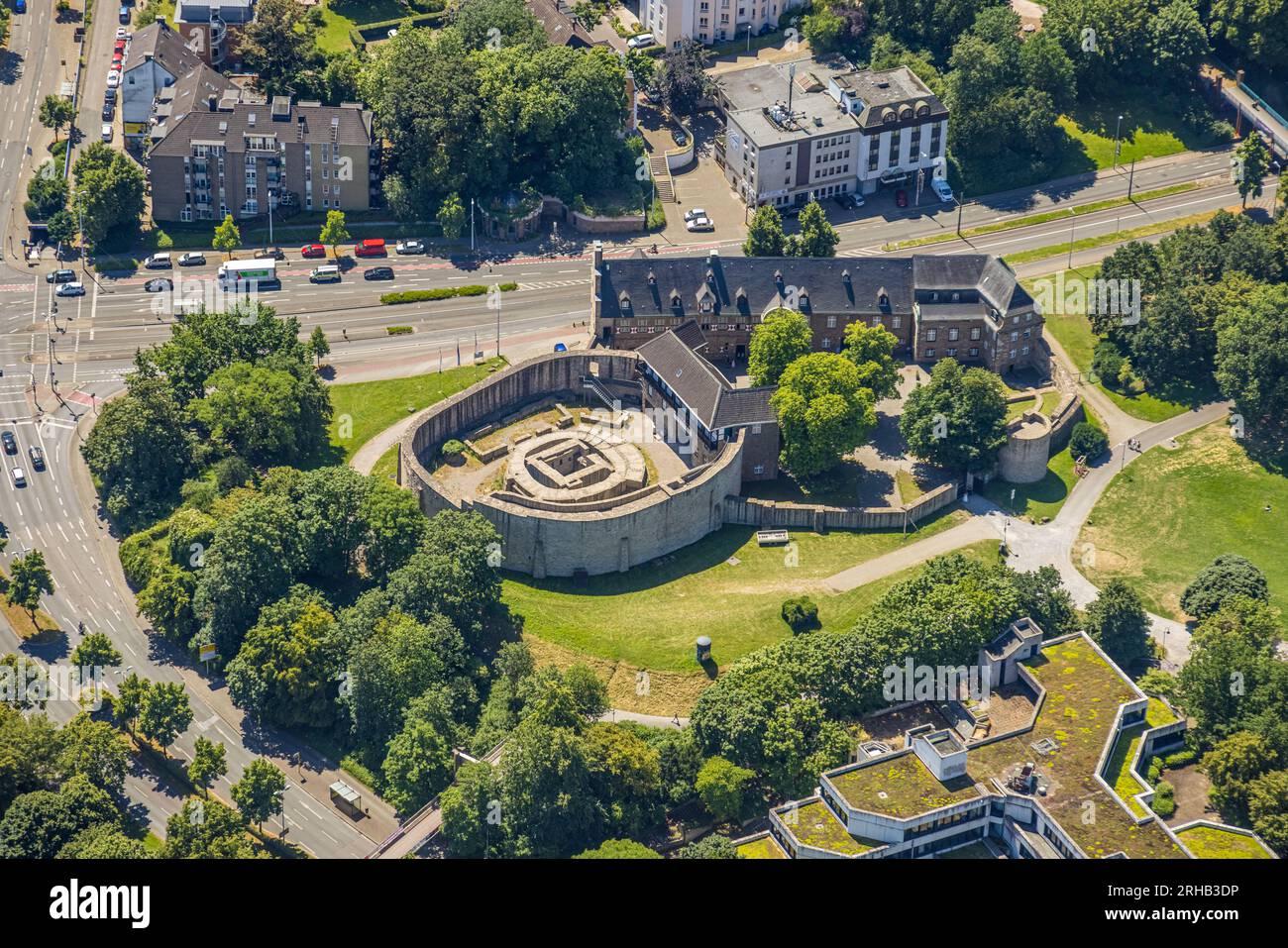 Aerial view, Broich Castle, Broich - East, Mülheim an der Ruhr, Ruhr ...