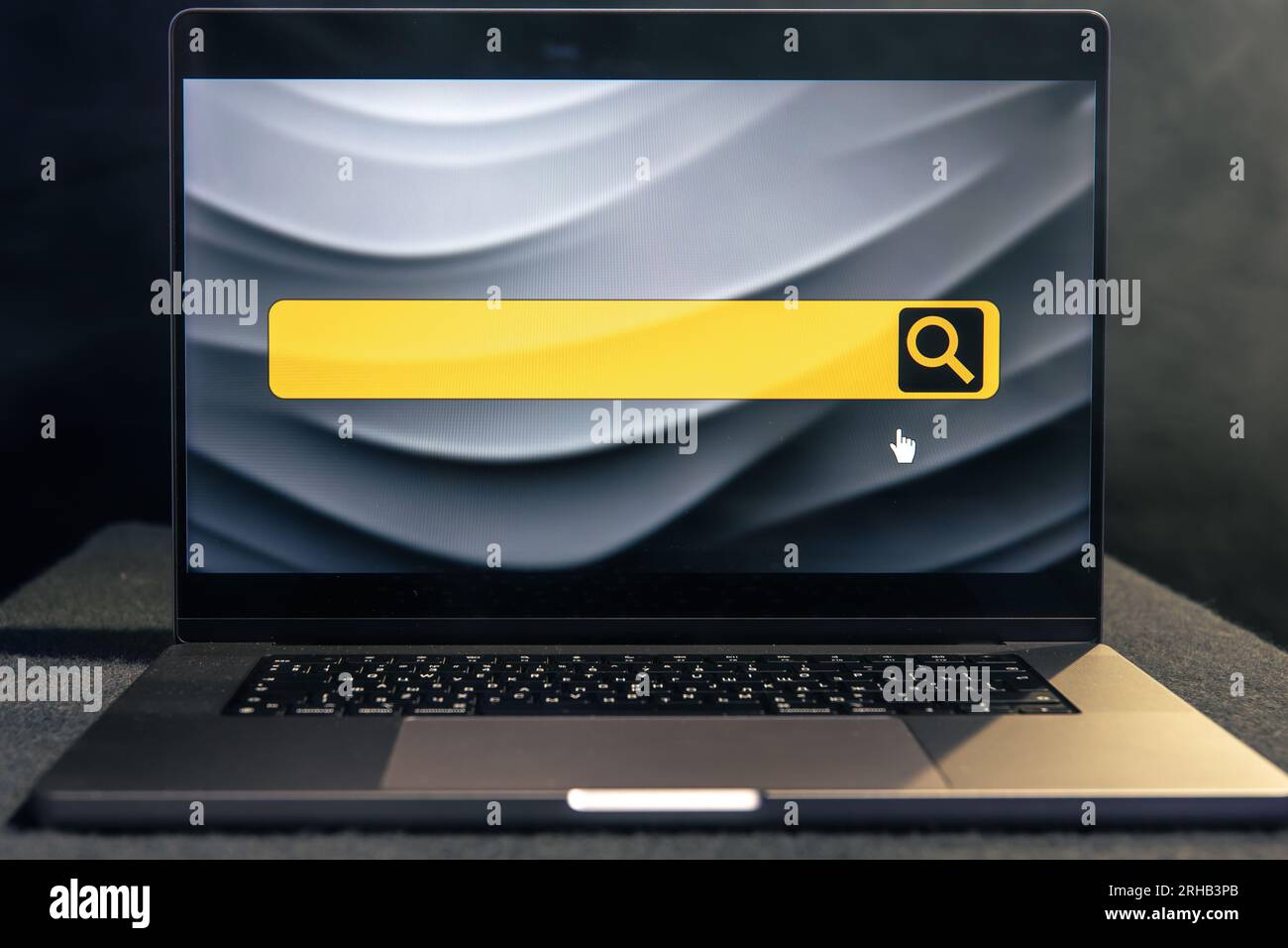Laptop with internet browser search bar on screen Stock Photo - Alamy