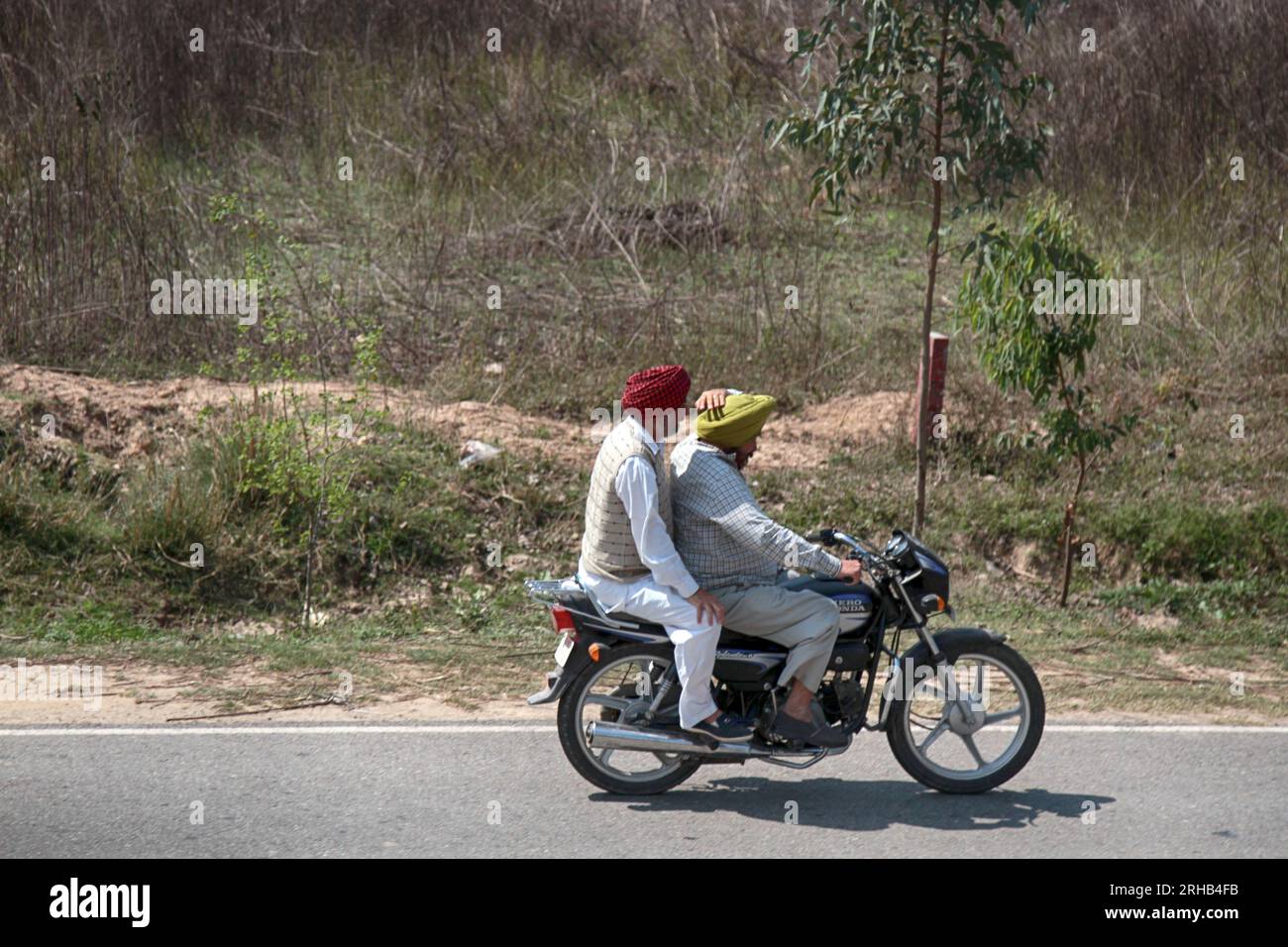 Fat man on motorcycle hi-res stock photography and images - Alamy