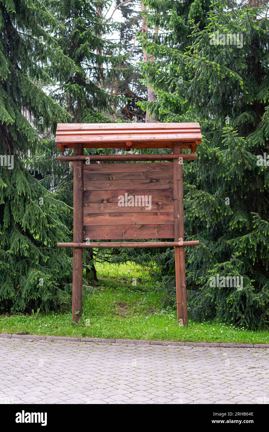 Information pillars hi-res stock photography and images - Alamy