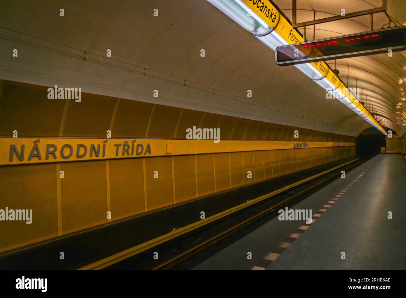 Prague underground metro station passenger platform hi-res stock ...