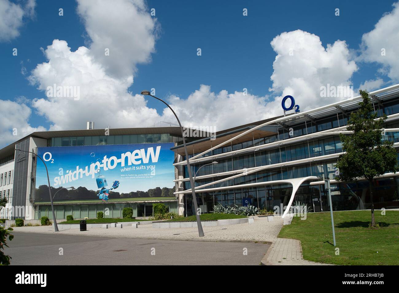 Slough, Berkshire, UK. The Virgin Media O2 offices on the A4 Bath Road ...