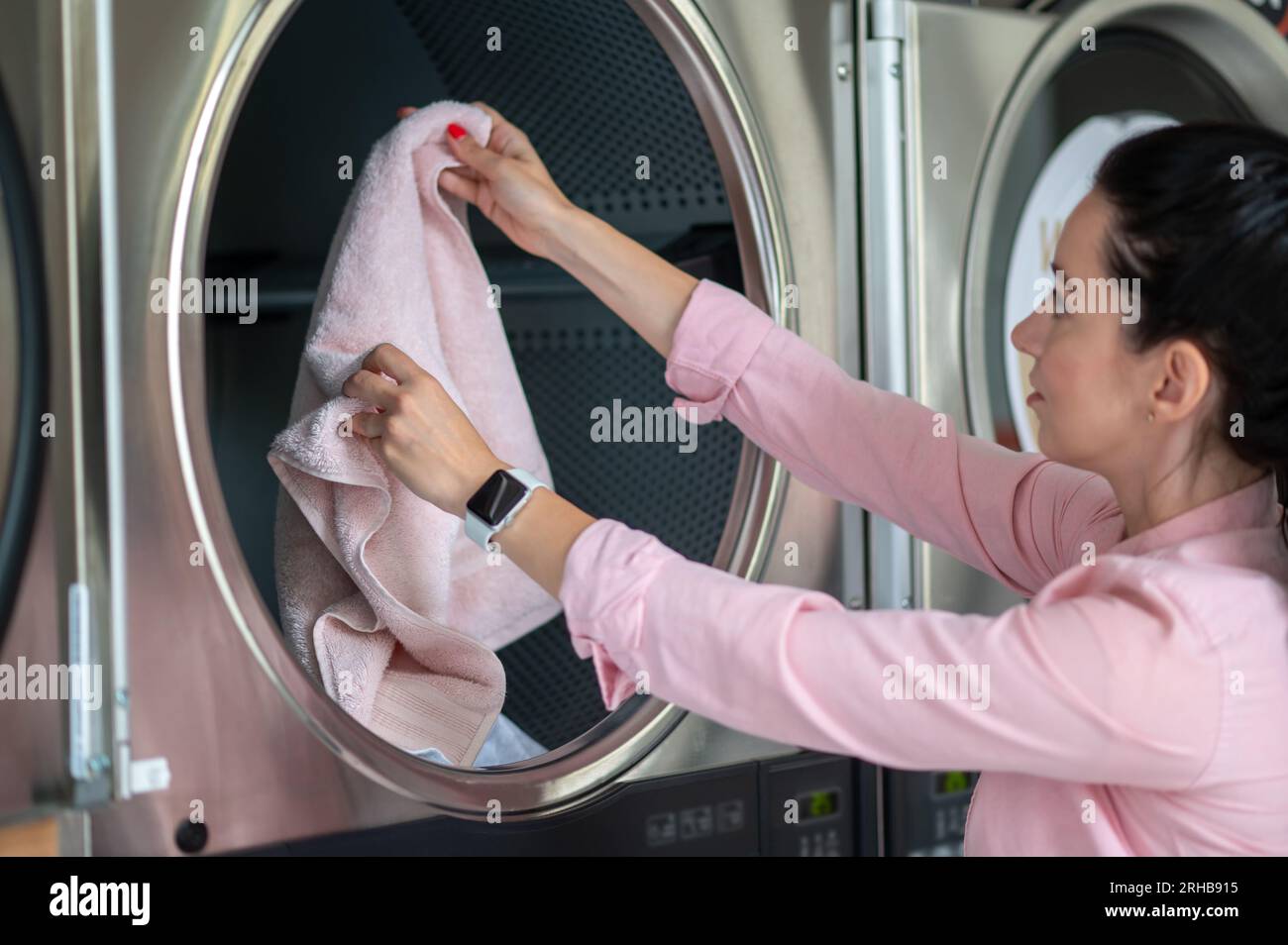 Automatic unloading hi-res stock photography and images - Alamy