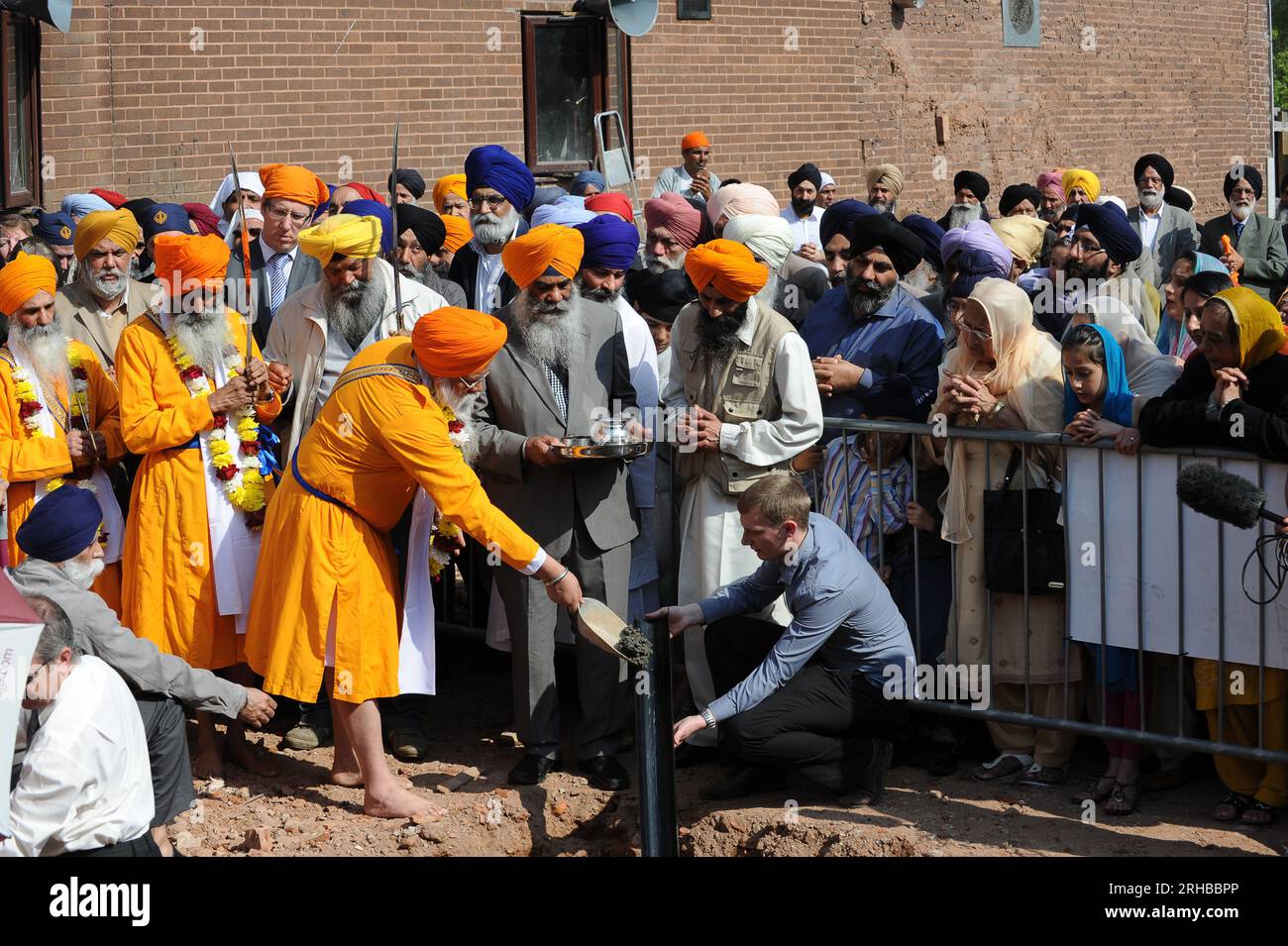 Sikh religious leaders in ceremony outside Guru Nanak Gurdwara ...