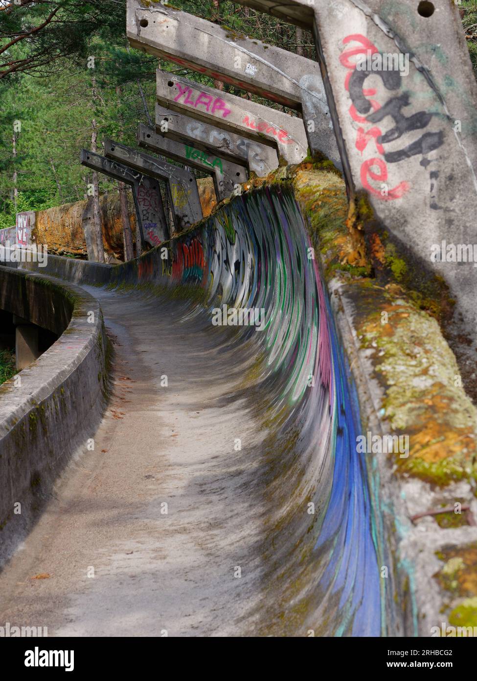 Bobsled hi-res stock photography and images - Alamy