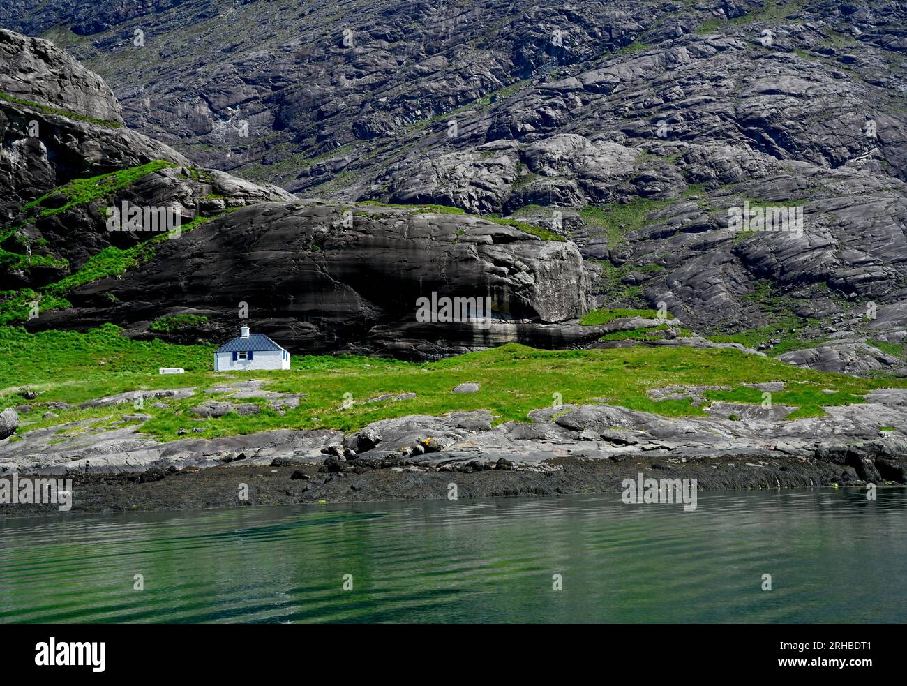 Coruisk bothy hi-res stock photography and images - Alamy