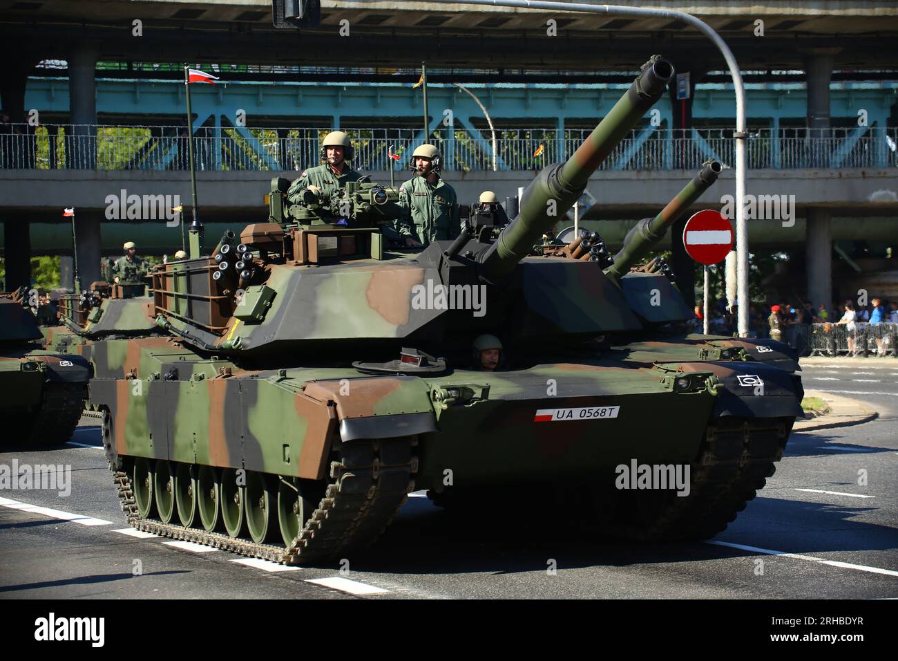 Poland, Warsaw: Polish Army presents M1 Abrams tanks during Celebration ...