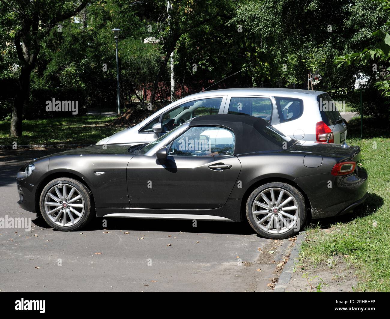 Fiat 124 spider hi-res stock photography and images - Alamy