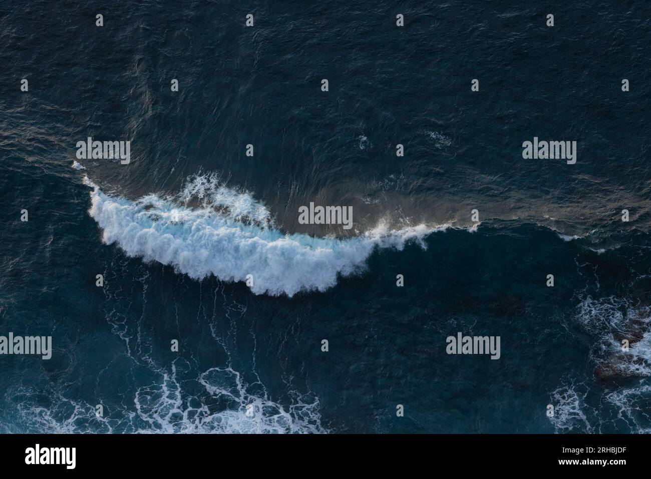 Overhead drone shot big waves hi-res stock photography and images - Alamy