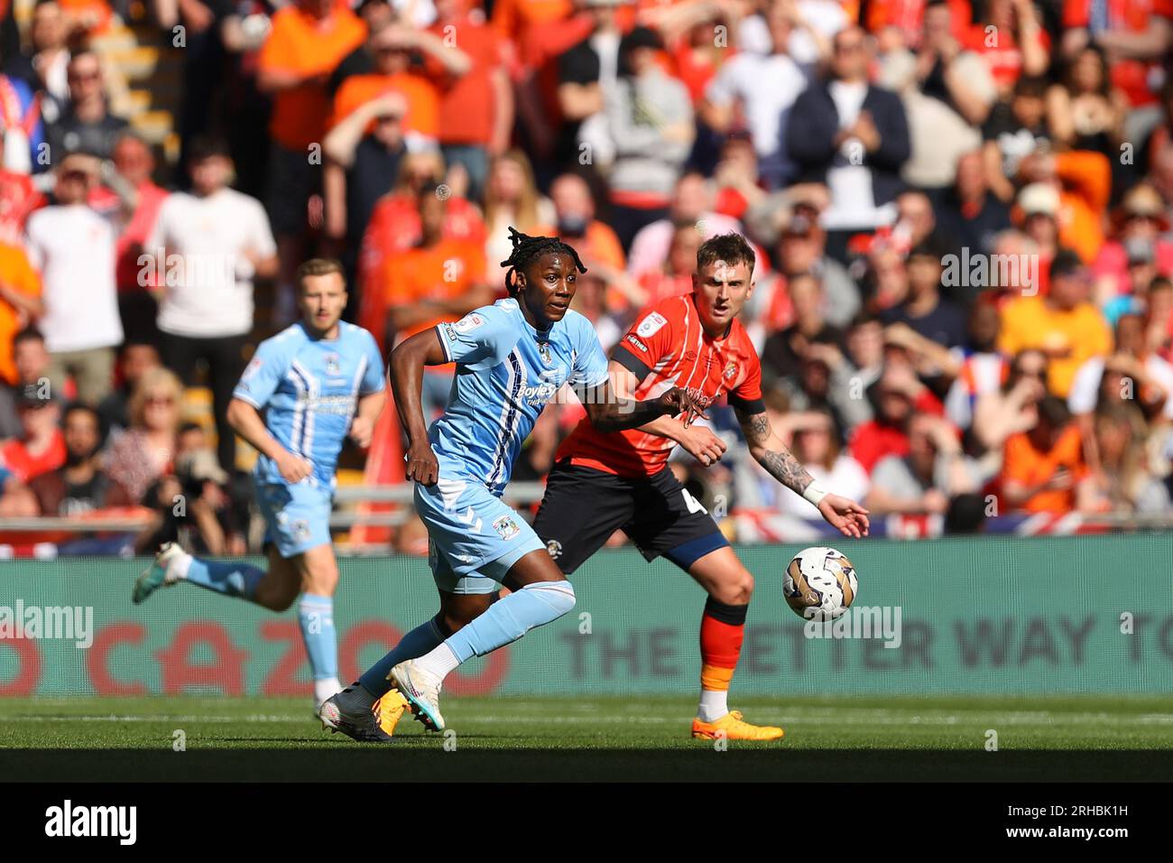 Brooke Norton-Cuffy of Coventry City and Tom Lockyer of Luton Town ...