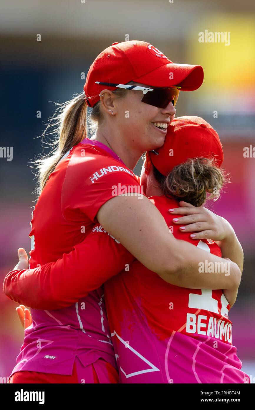Tammy beaumont welsh fire hi-res stock photography and images - Alamy