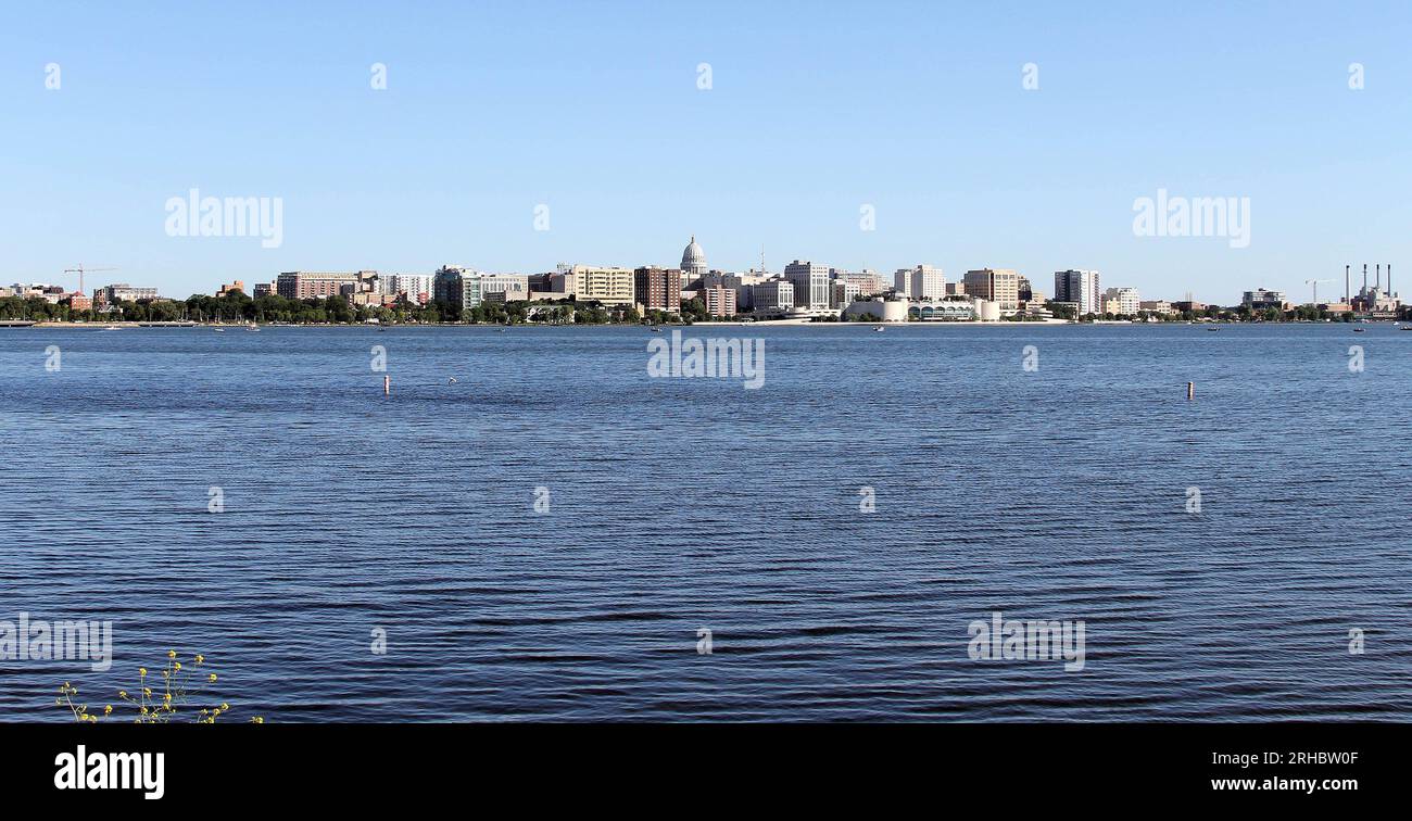 Wisconsin skyline hi-res stock photography and images - Alamy