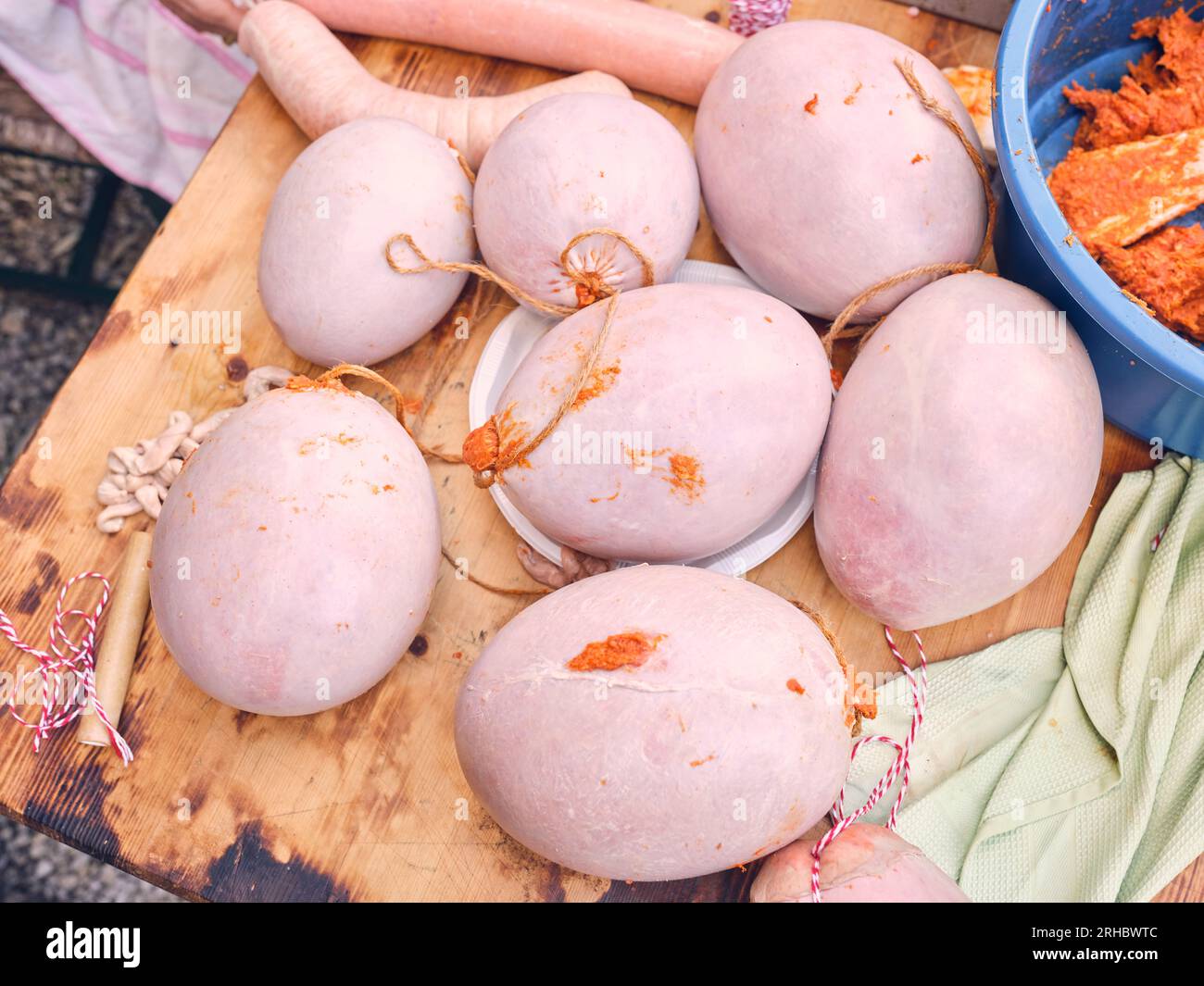 Fat guts hi-res stock photography and images - Alamy