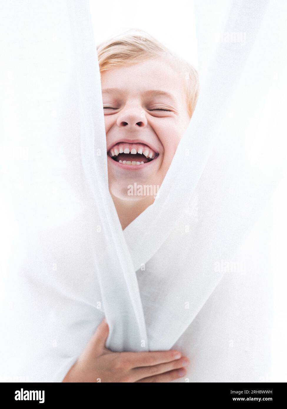 Covering body with curtain hi-res stock photography and images - Alamy