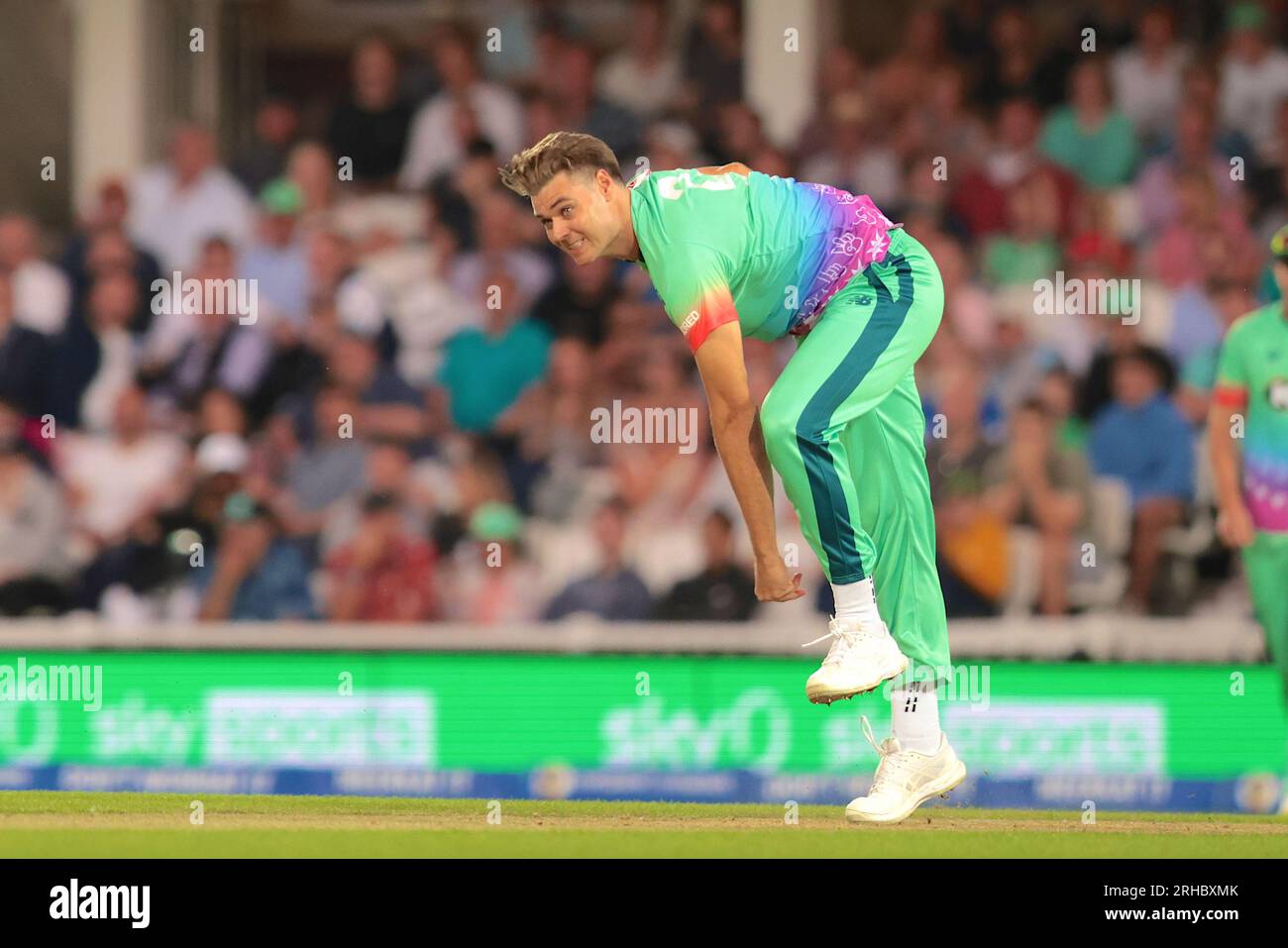 London, UK. 15th Aug, 2023. The Invincibles Spencer Johnson bowling ...
