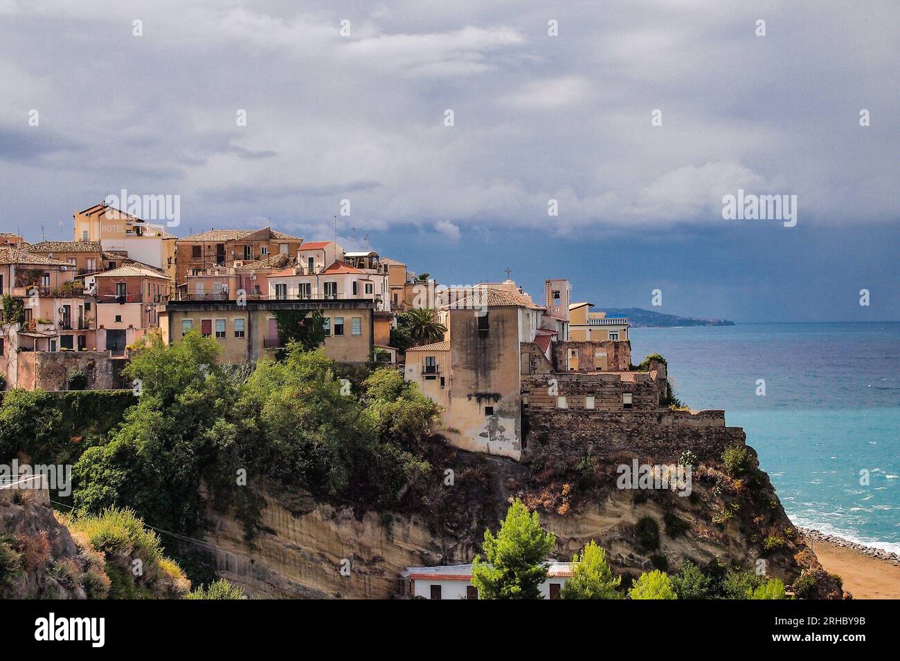 Pizzo Calabro, beautiful coastal town in Calabria, southern Italy ...
