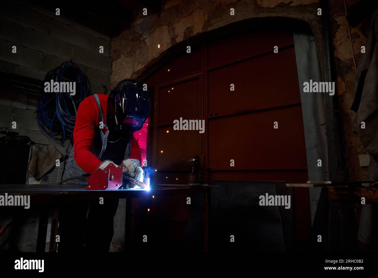 Dim workspace hi-res stock photography and images - Alamy