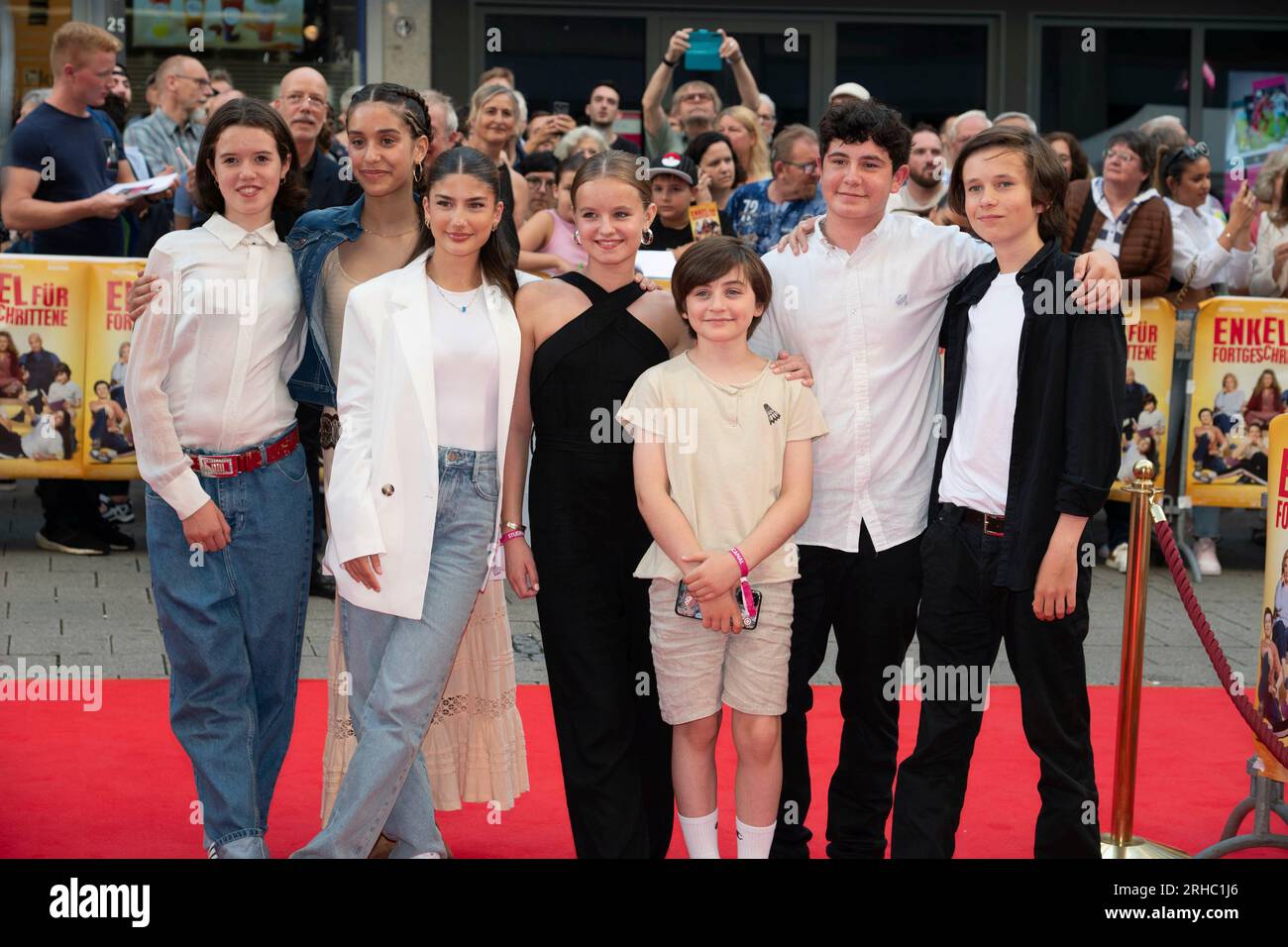 Eat, Deutschland. 15th Aug, 2023. The children's actors left to right ...