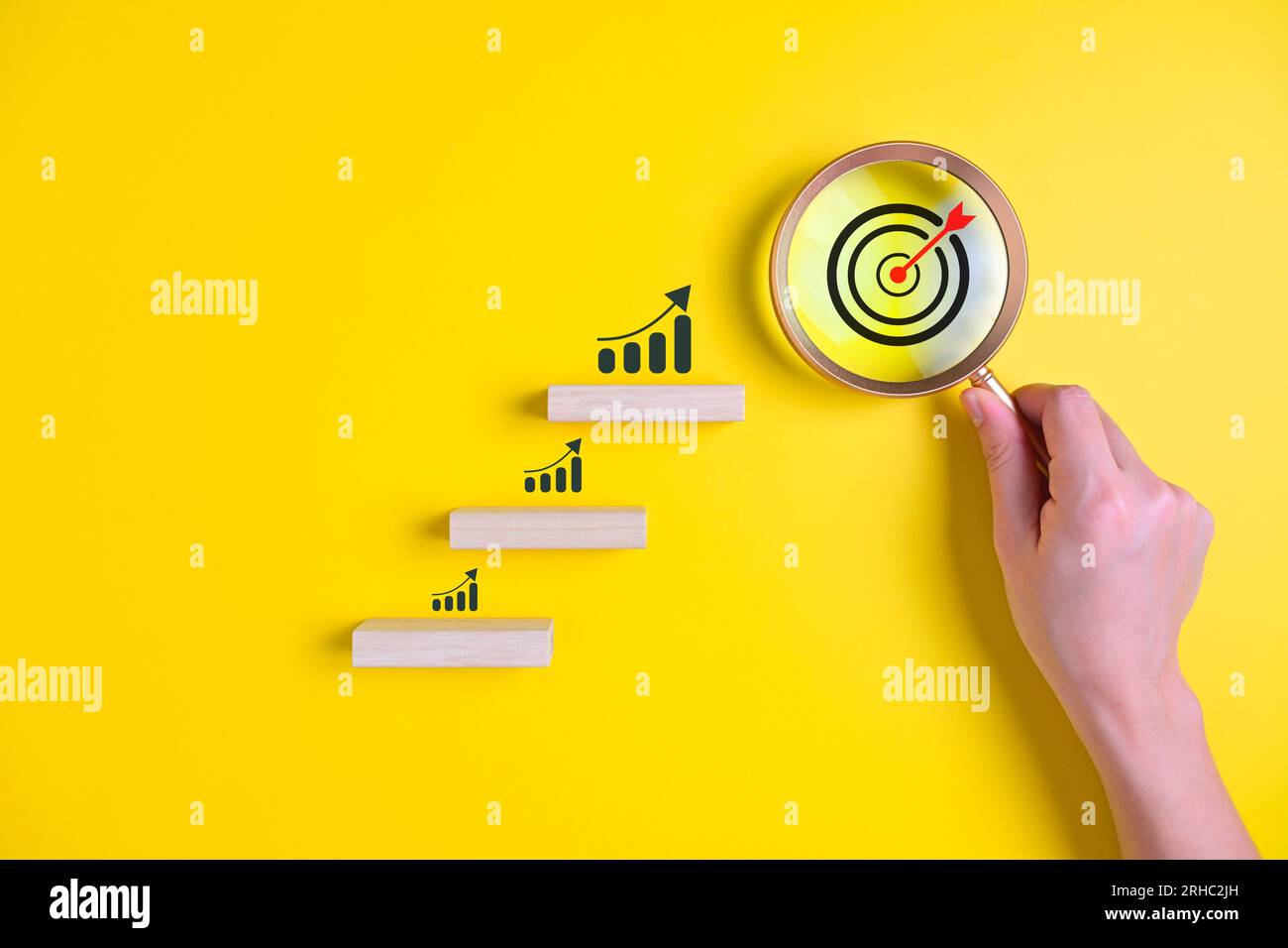 success target background. step of success target to the arrow board ...