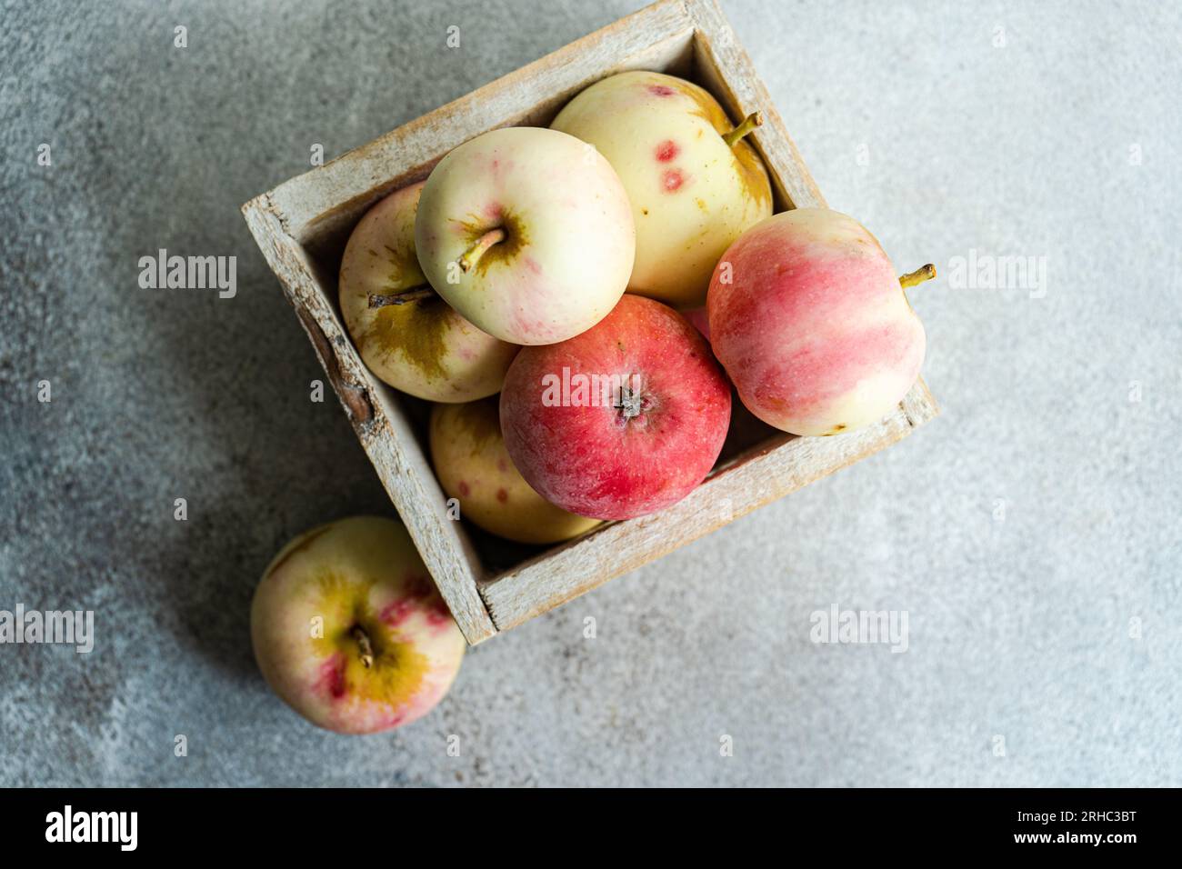 Ripe apples in wooden hi-res stock photography and images - Alamy
