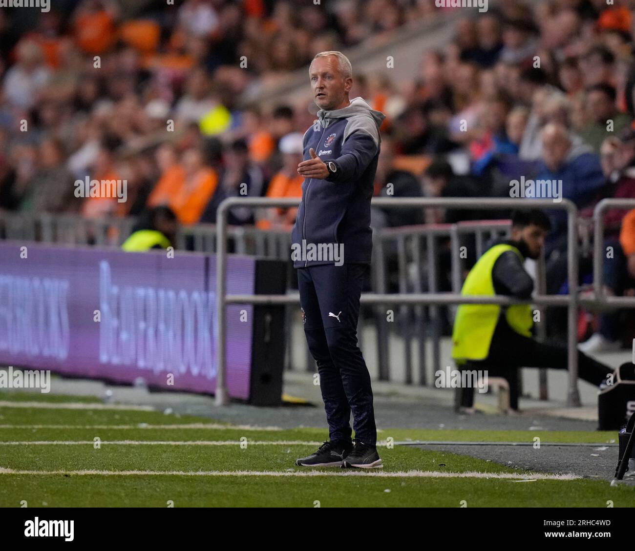 Neil Critchley Manager of Blackpool gestures during the Sky Bet League ...