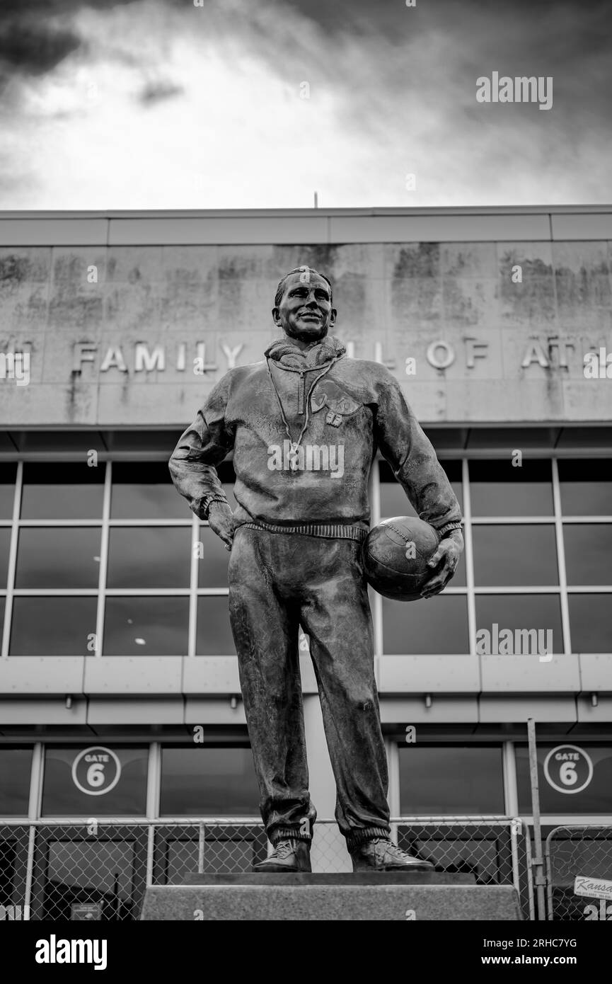 Lawrence, Kansas, USA - 7.20.2023 - Statue of Phog Allen in front of ...